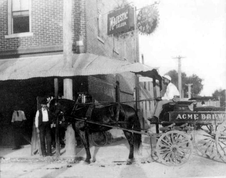 Majestic Saloon in Downtown Miami - by Casey Piket