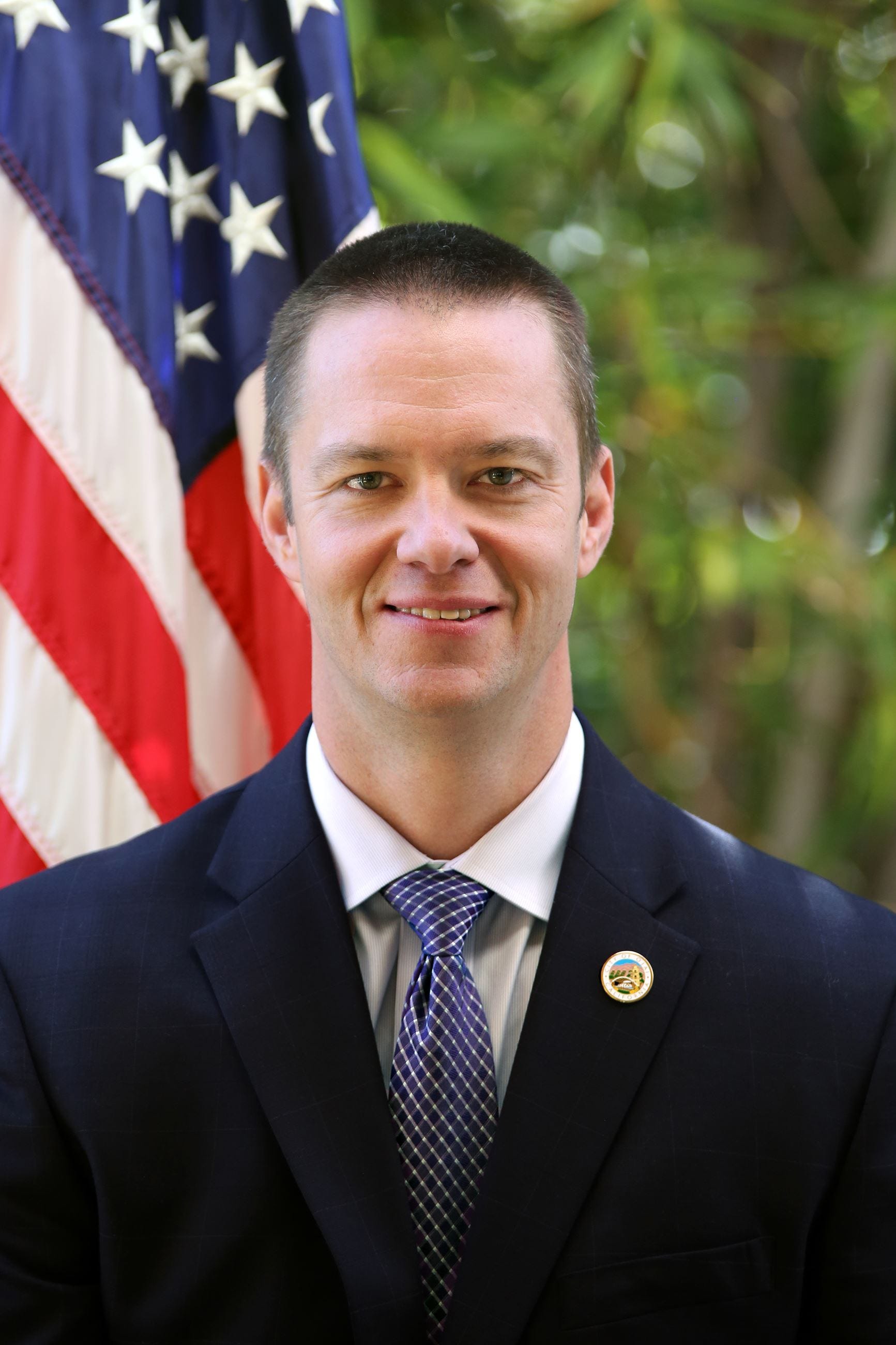 UPDATED: Ojai Assistant City Manager Carl Alameda faces embezzlement ...