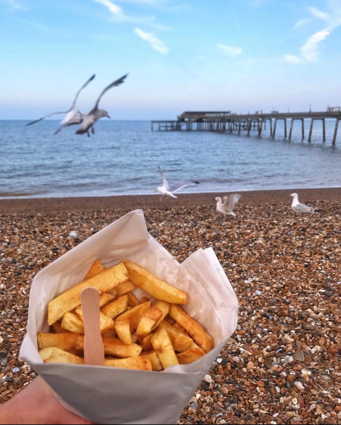 Deal Travel Guide - get the best from your weekend by the sea