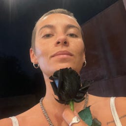 Únete al chat de Luisa Robledo Restrepo’s suscriptor