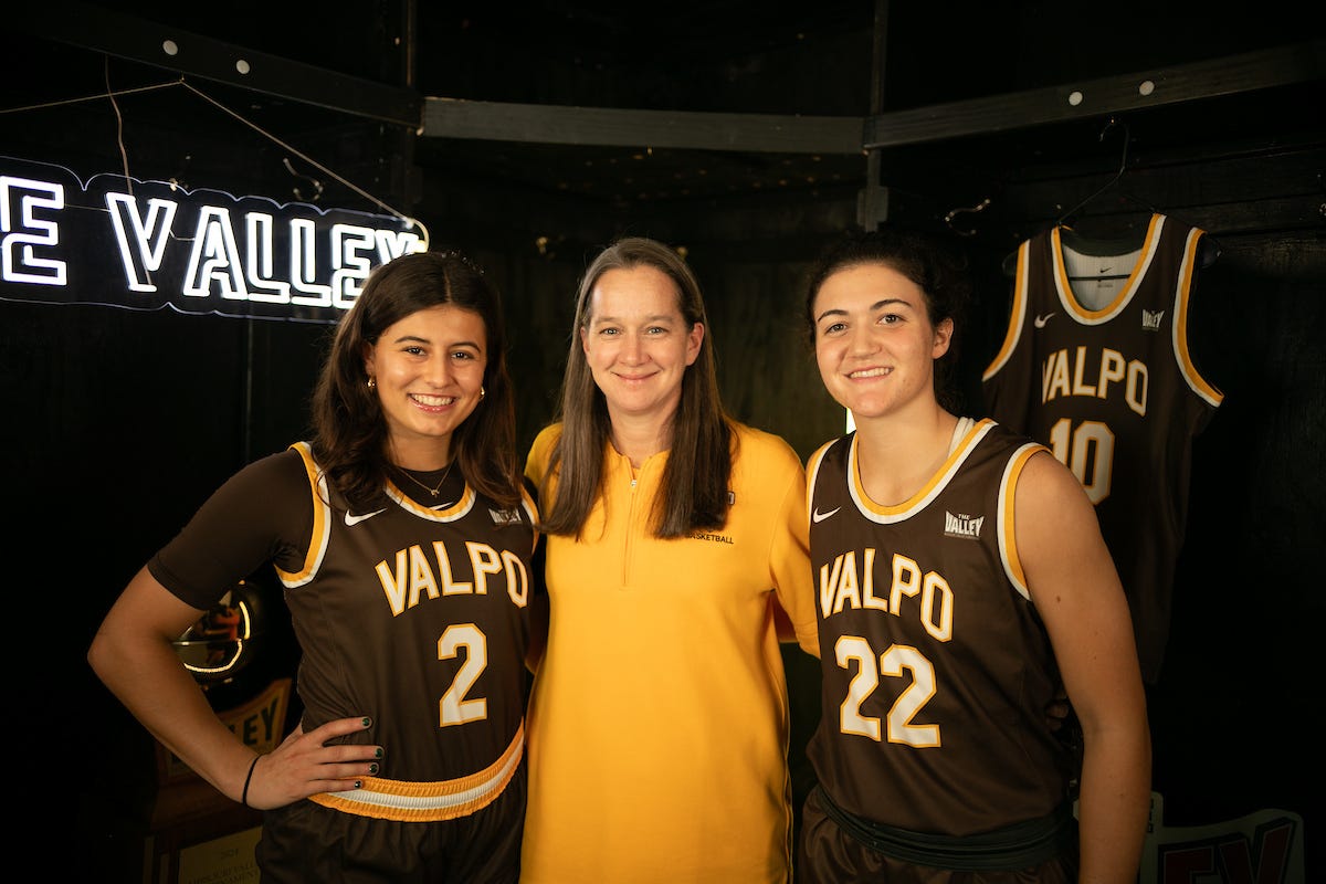 Valpo women's basketball opens 2023-24 season