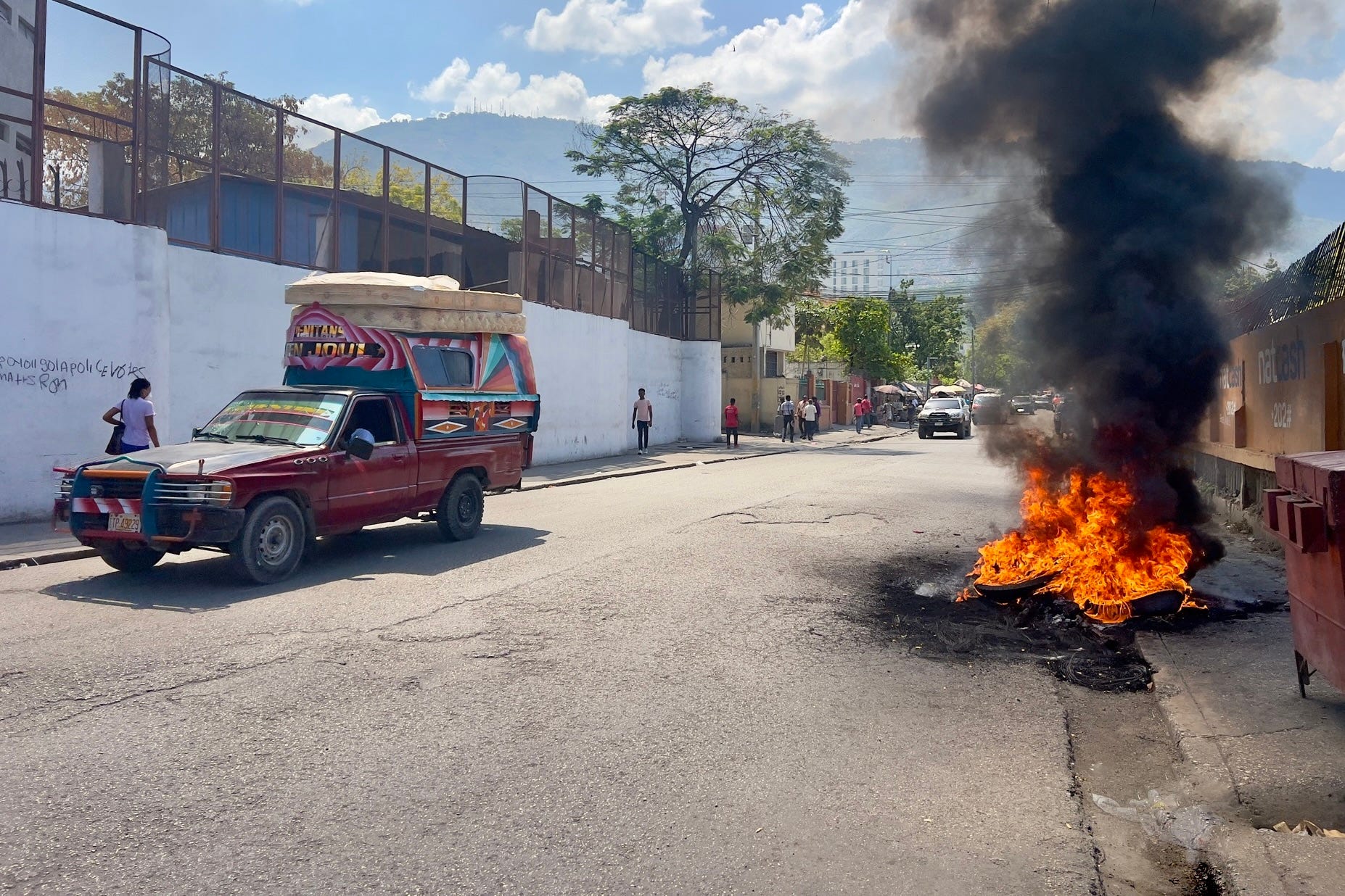 #37 - Life at the Time of "Bwa Kale": a Year of Popular Resistance