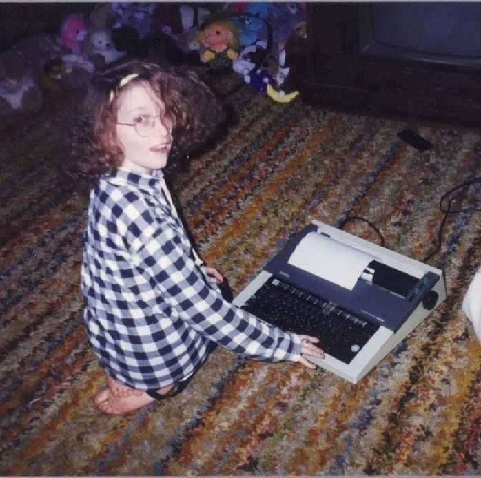 A story about the end of the world - by Lirpa Strike