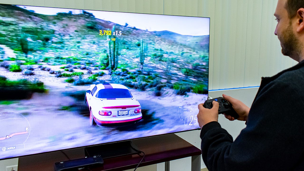Samsung QN900C Neo QLED 8K TV hands-on review: watching the future