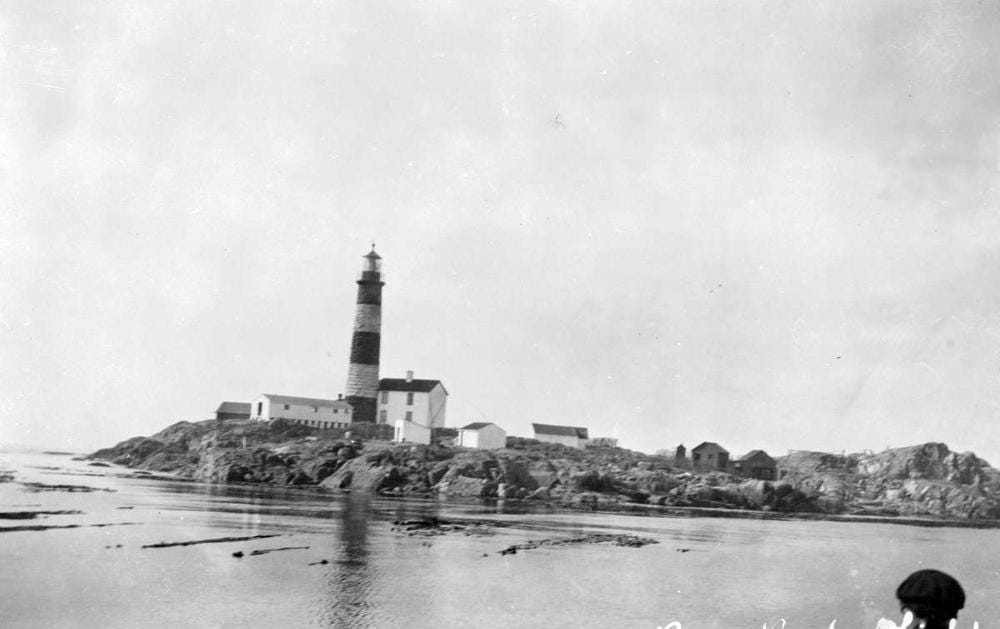 Ellen Tufts, Thomas Argyle, and life at Race Rocks Lighthouse 1867-88