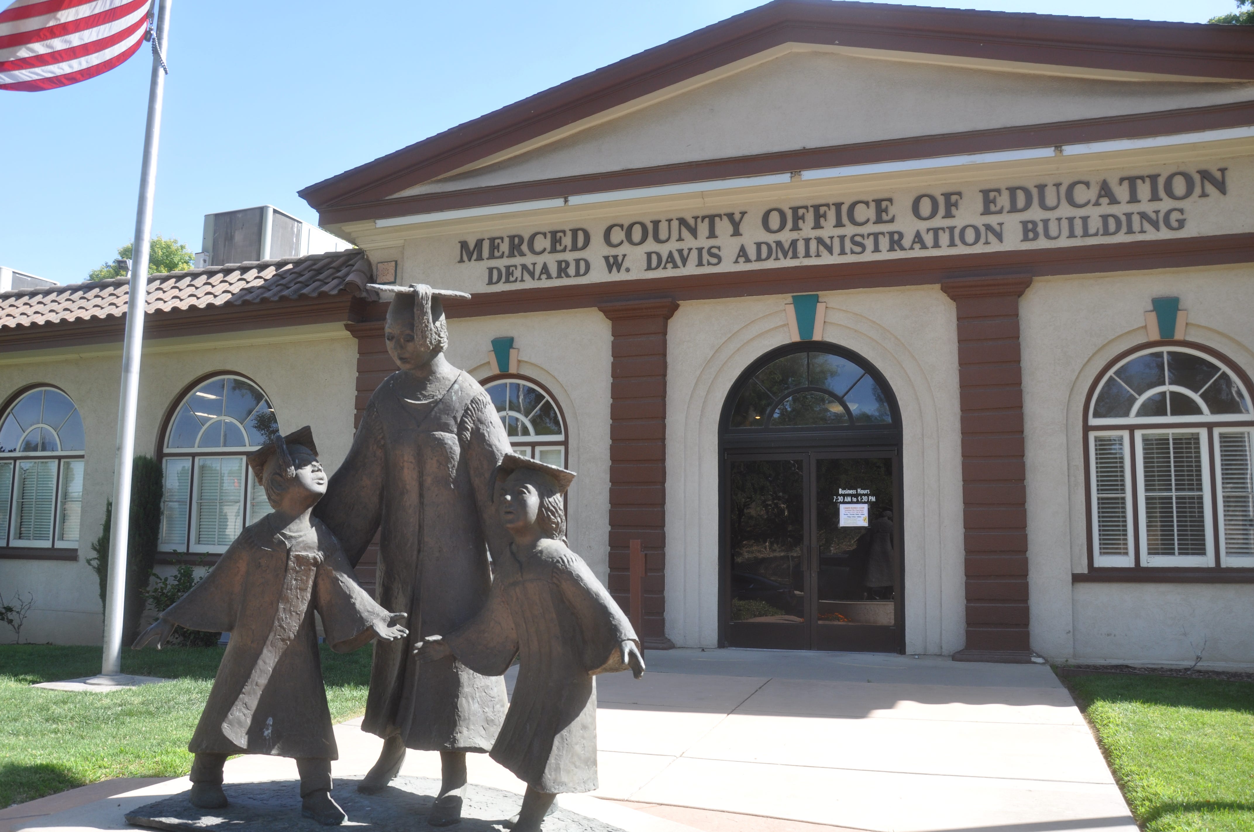 Most California high school students aren’t college-ready, analysis ...