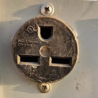 Welder outlet diagram - by Mike Sokol - RVelectricity