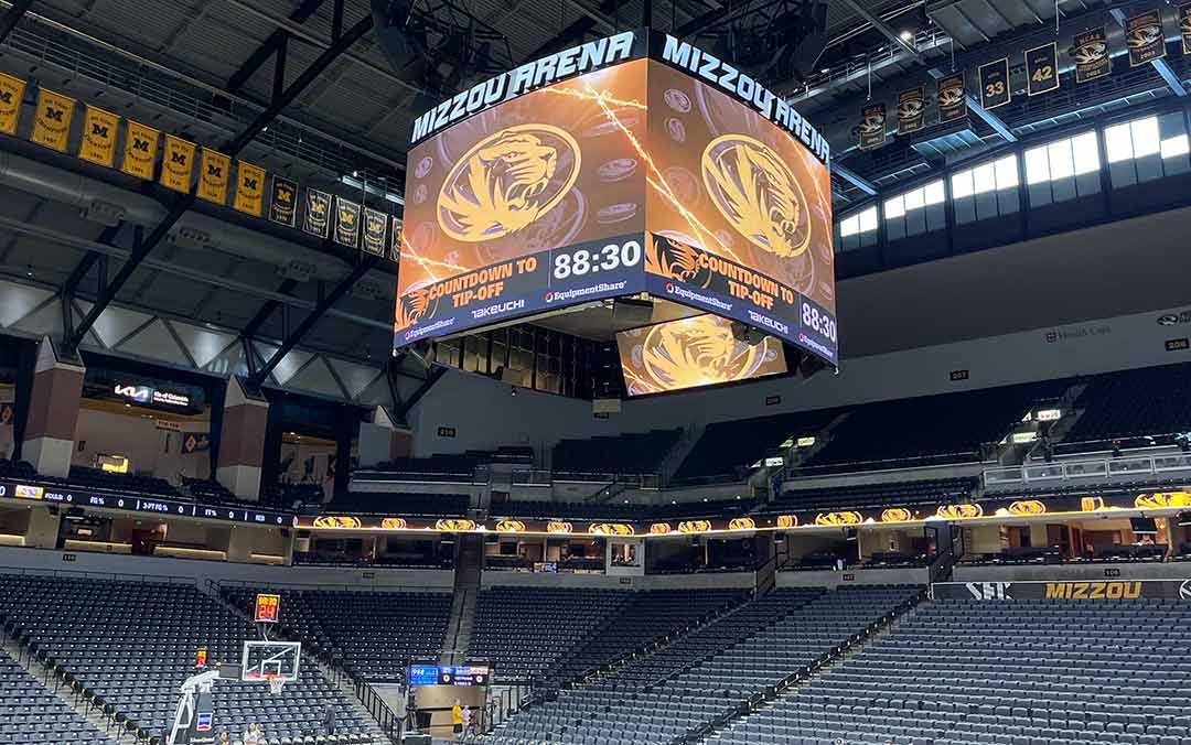 Daktronics feuds with largest shareholder over company leadership