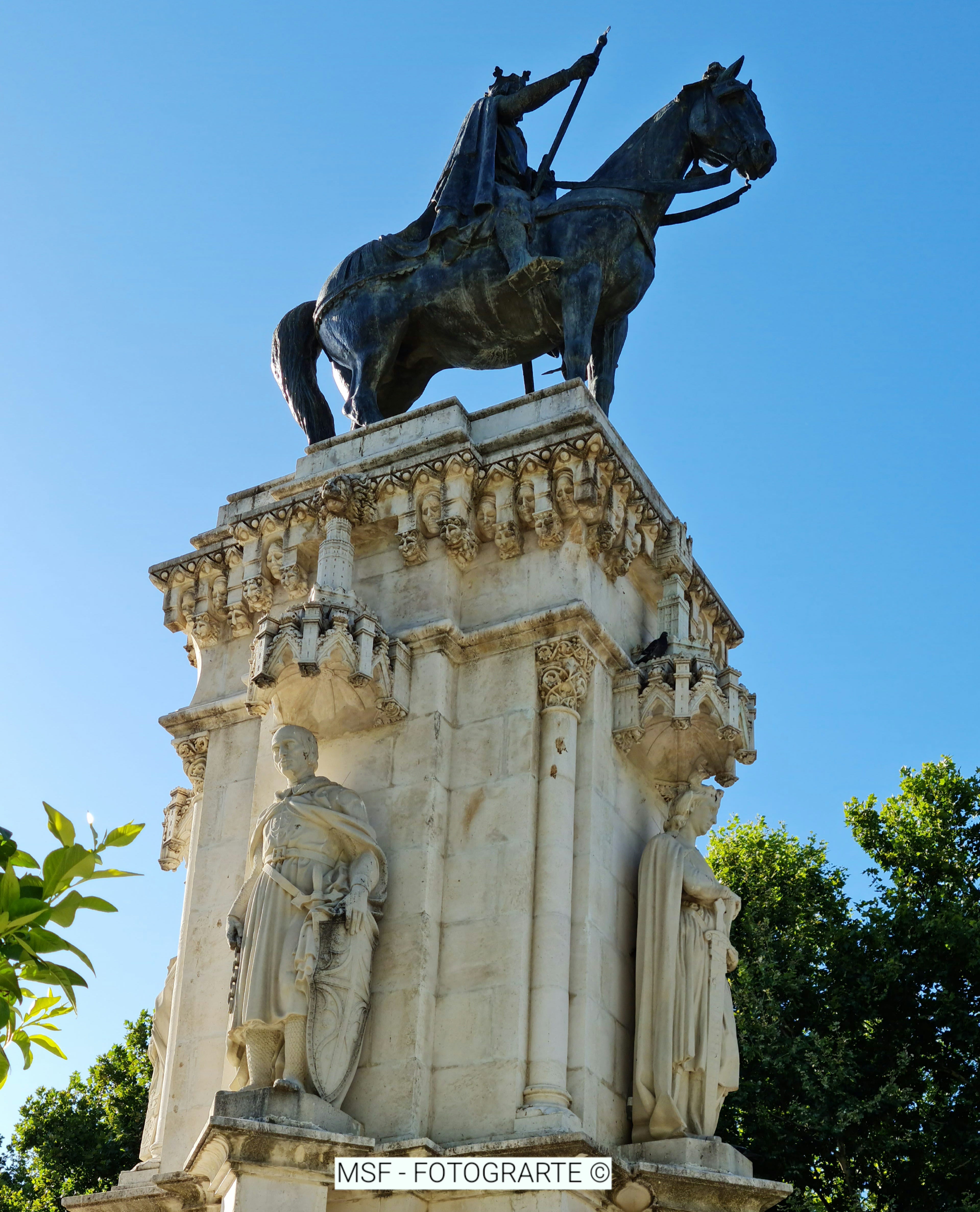 Estatua ecuestre de San Fernando (Sevilla) – FOTOGRARTE