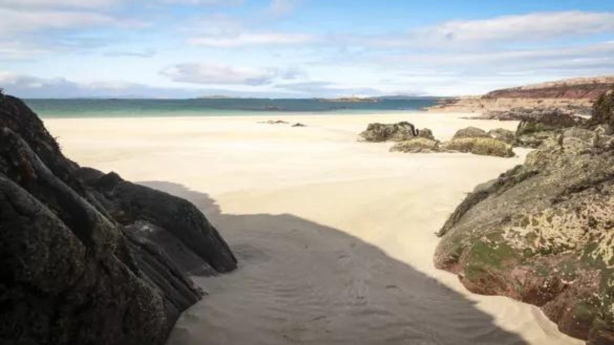 17 hidden beaches in Ireland