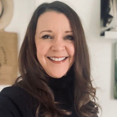 Renee Mueller | Substack