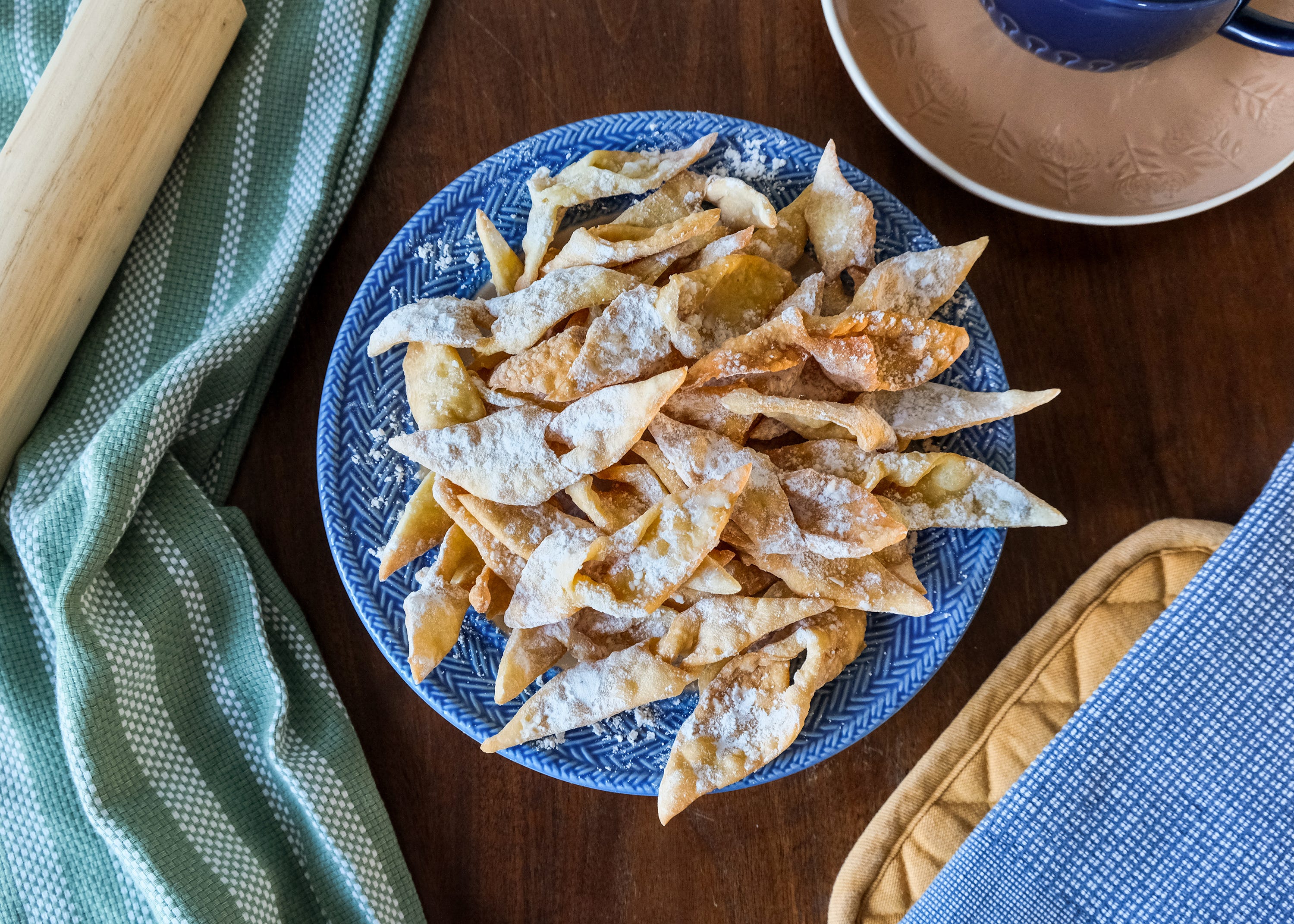 Khrustyky - delicious Ukrainian pastries recipe