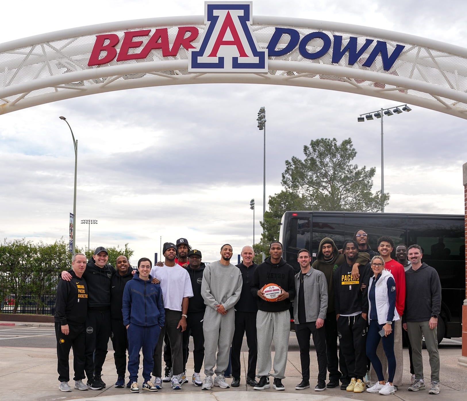 Pacers' Bennedict Mathurin inducted into Arizona's Ring of Honor during ...