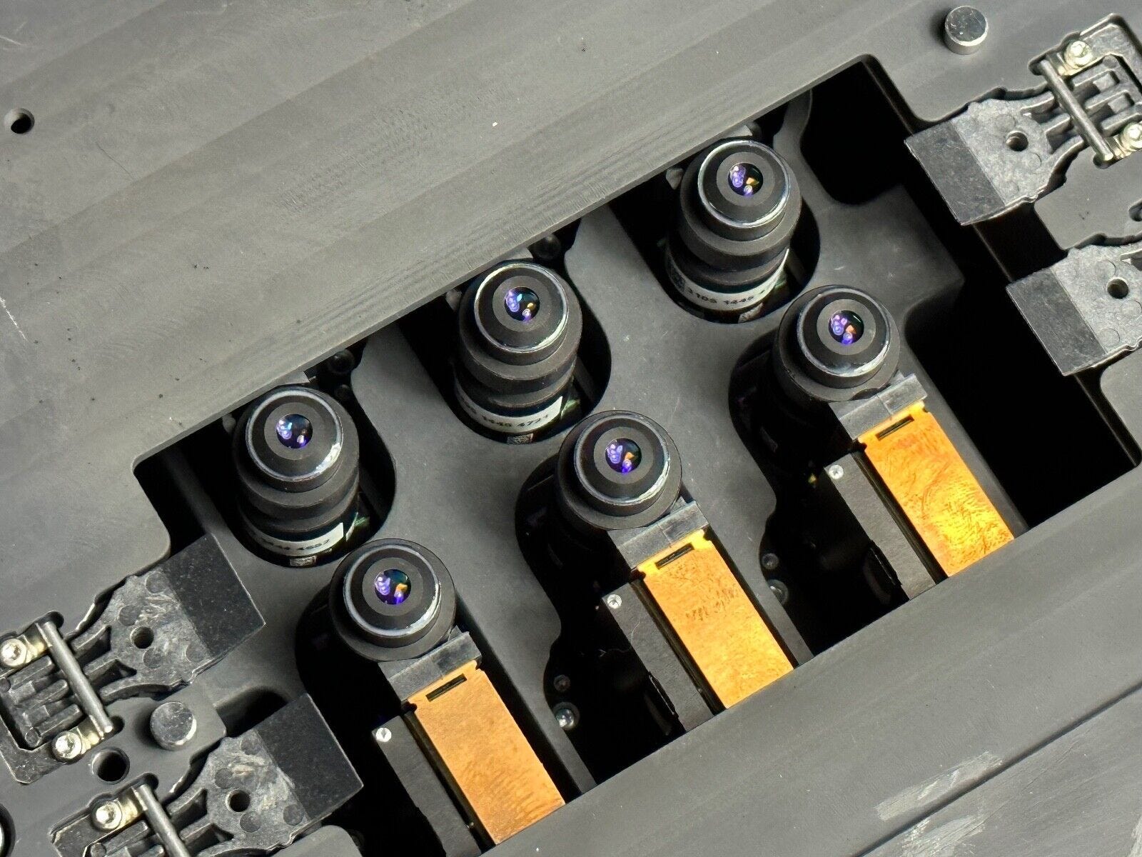 NextSeq 550 Imaging System - by Nava Whiteford