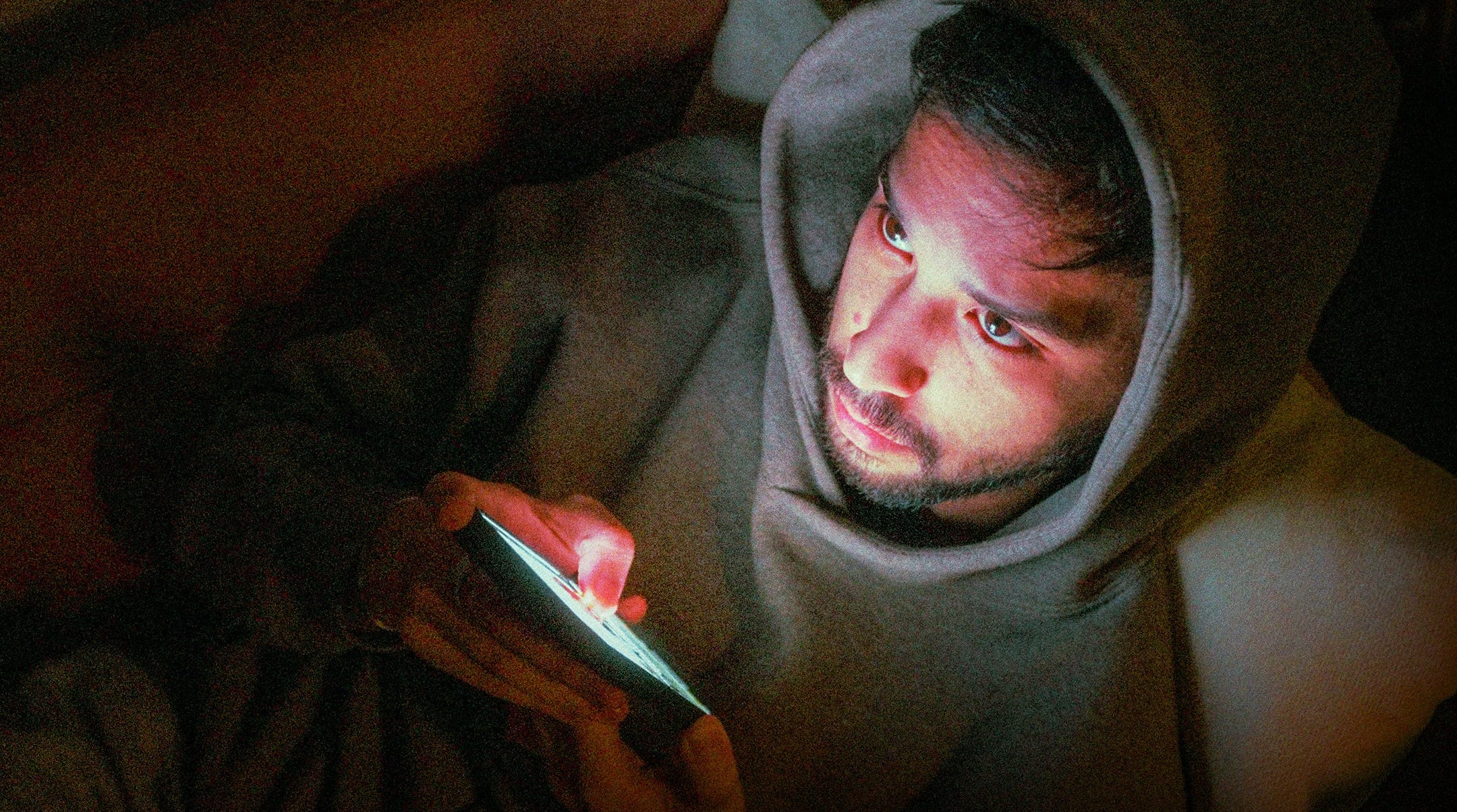 How to actually ditch the doomscroll (The HIKE Method)