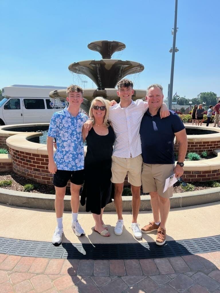 In memory of those who “died suddenly” in the United States, February ...