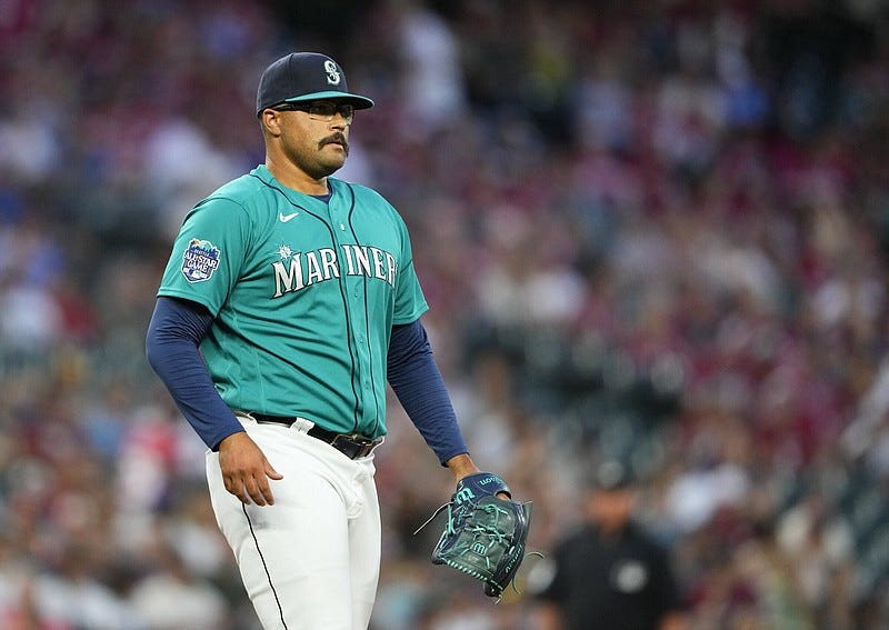 Red Sox trade Luis Urías to the Mariners, acquire right-handed reliever
