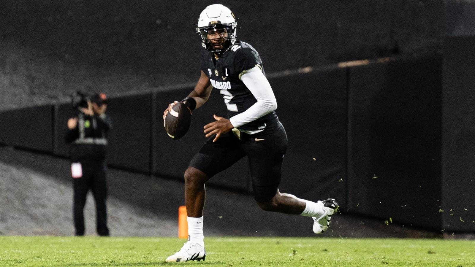 QB Room Report (FBS) 🏈 Updated Quarterback Depth Charts & Injuries