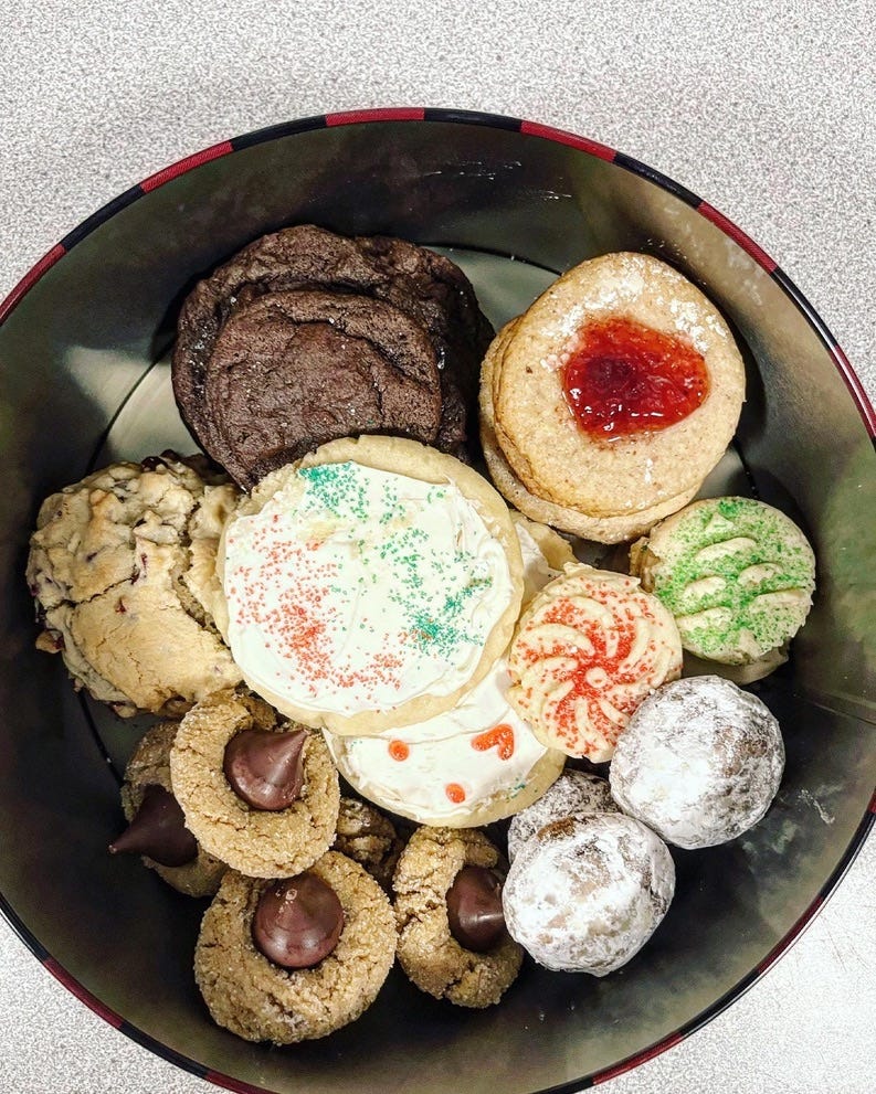 Let’s Build a Holiday Cookie Tin! - by Melissa Lindquist