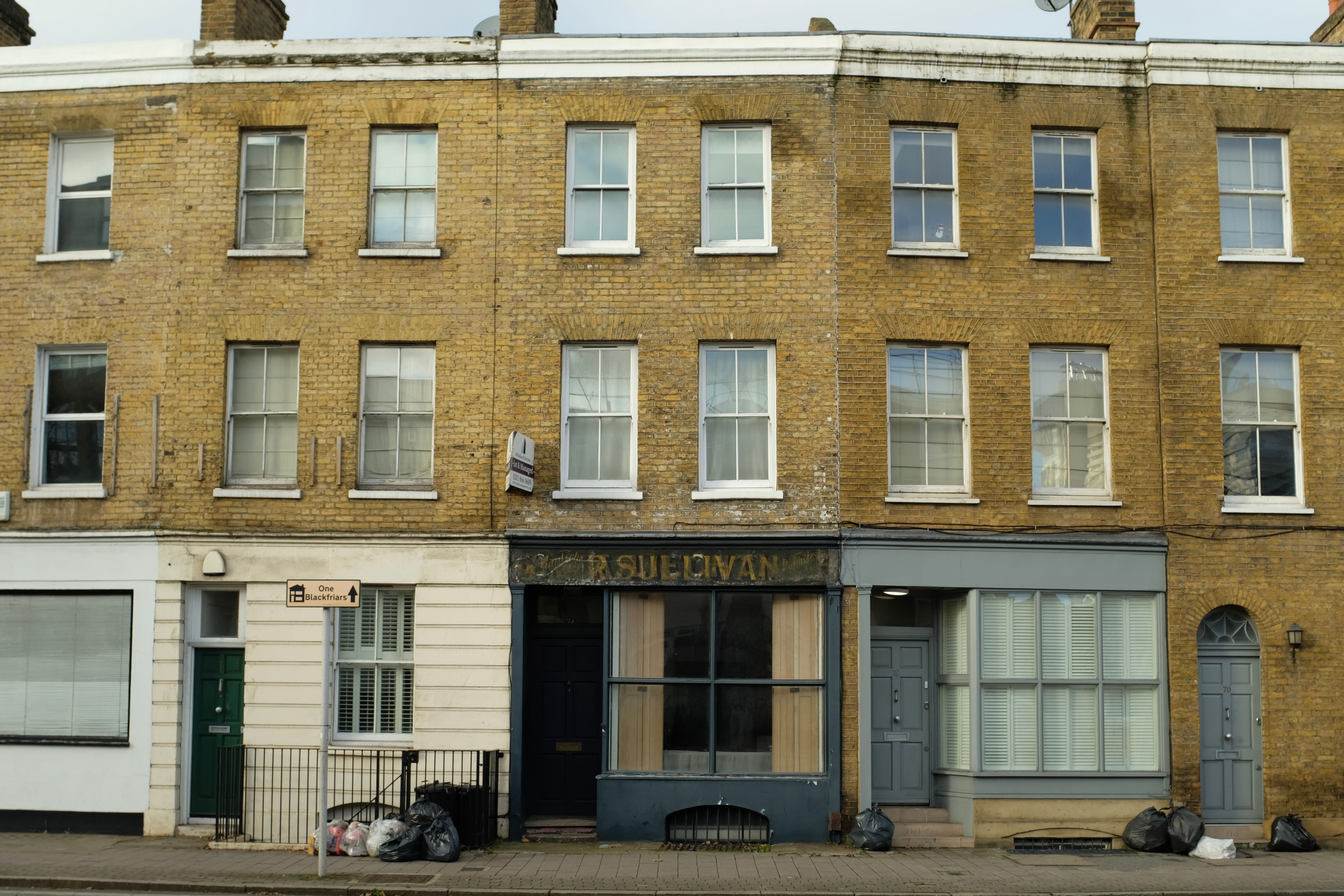 SBR6 - by Samuel - SIX