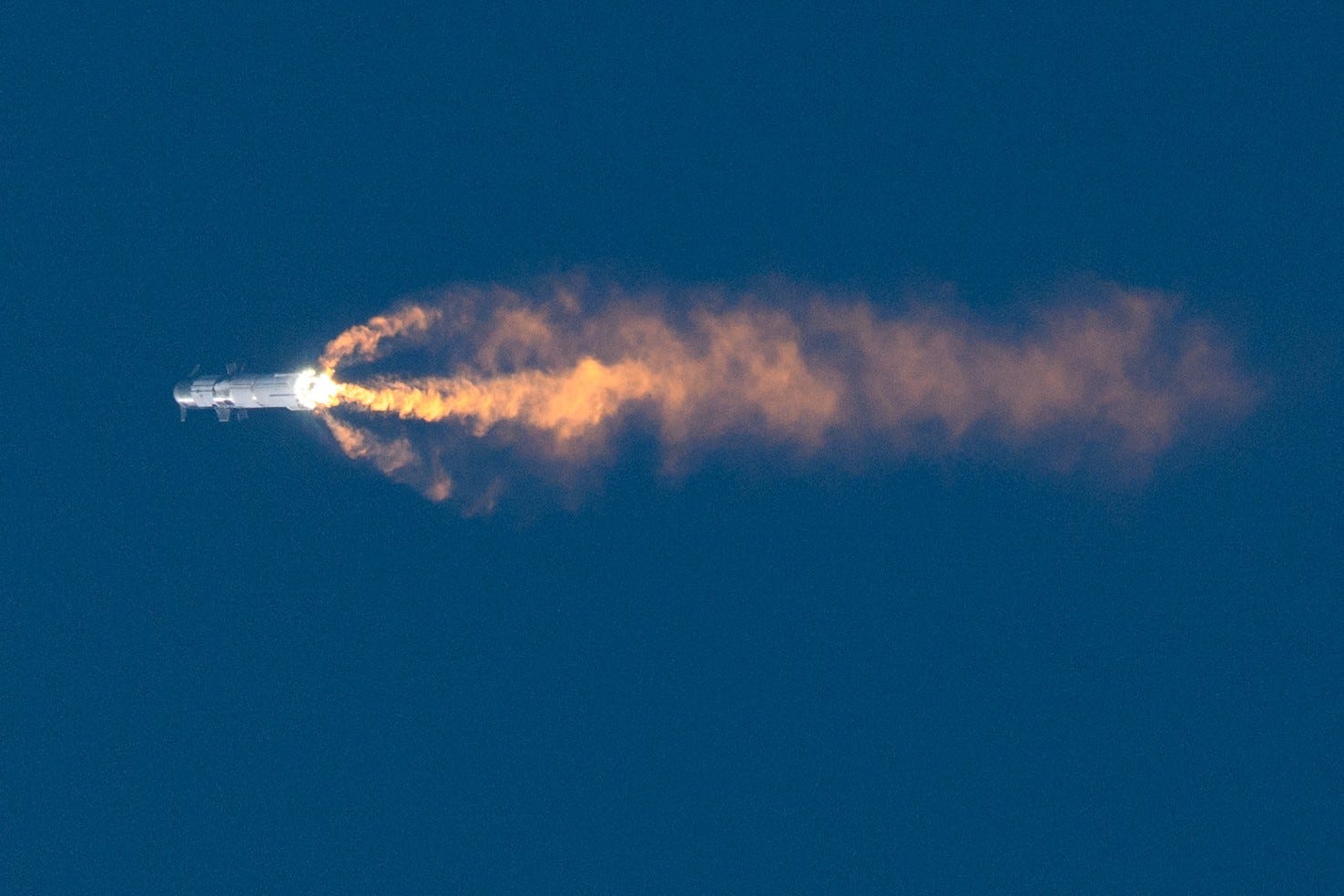 SpaceX Starship, World’s Biggest Rocket, Explodes During First Flight Test