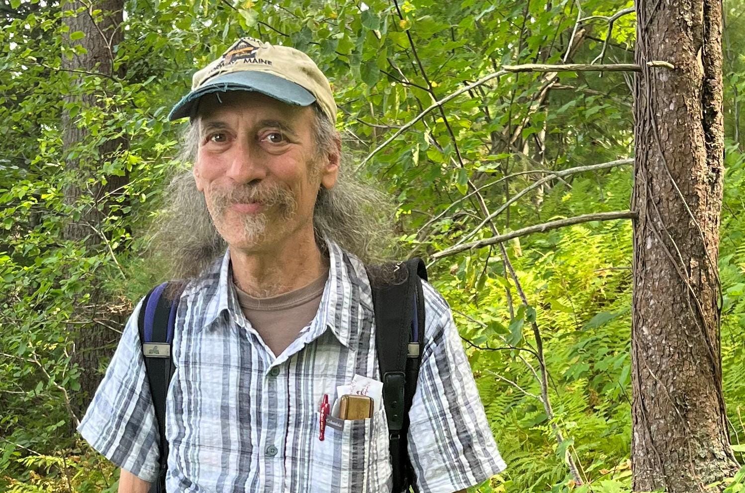 The Last Man Without a Cell Phone - by Anne Kadet