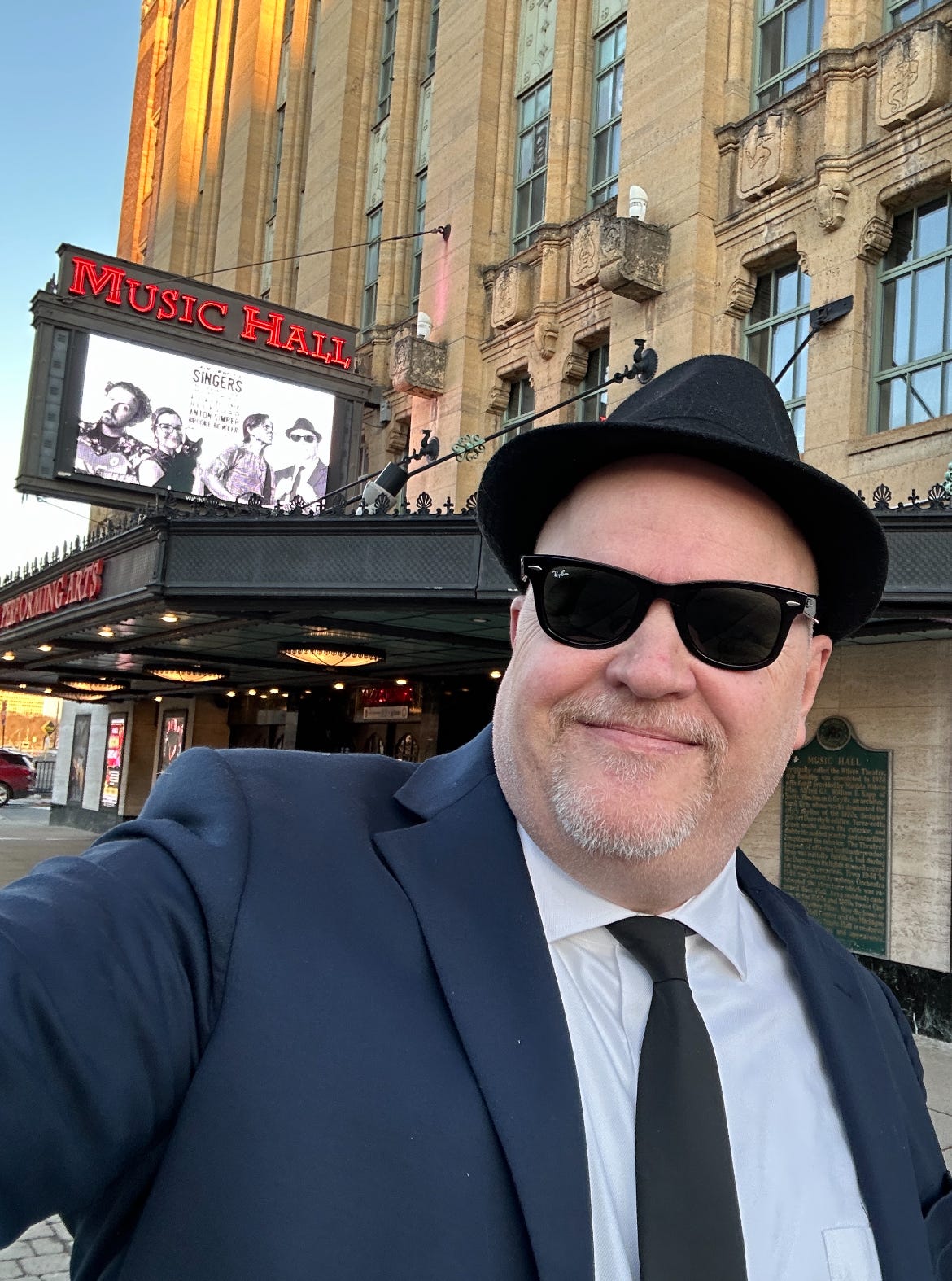 "Movin' on Up" The Jeffersons theme song - Bluesdad