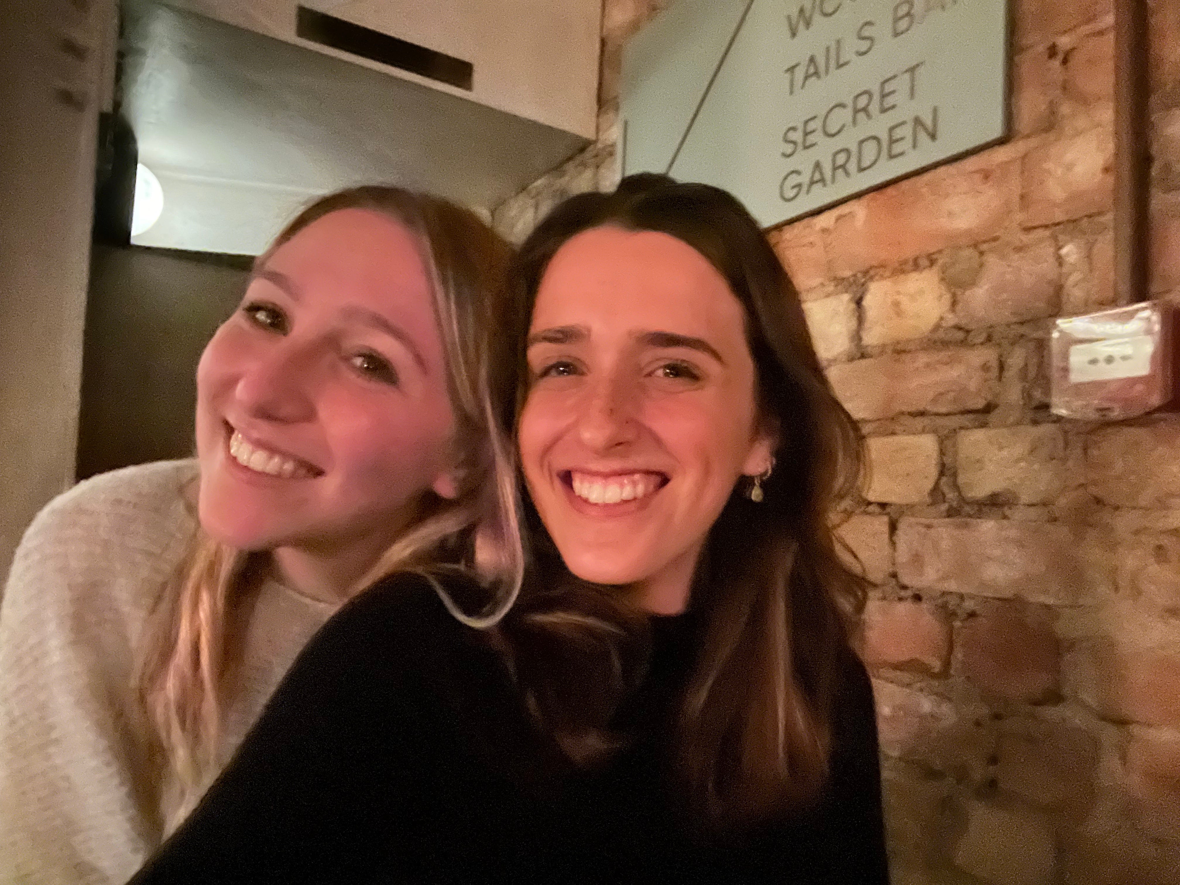 London - by Ellie Boock