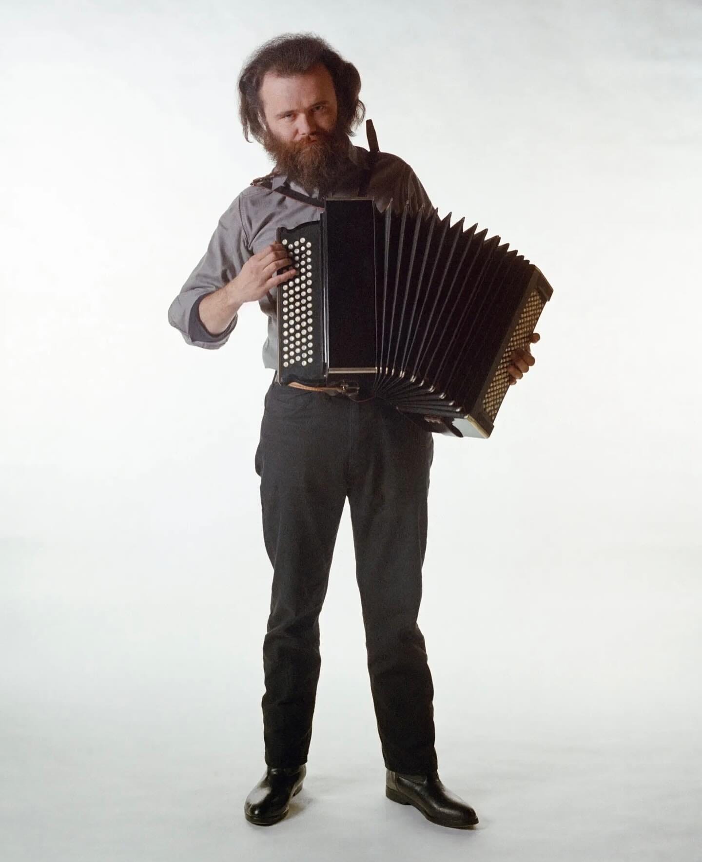 Remembering Garth Hudson - Parrot Talk - Green Parrot Bar