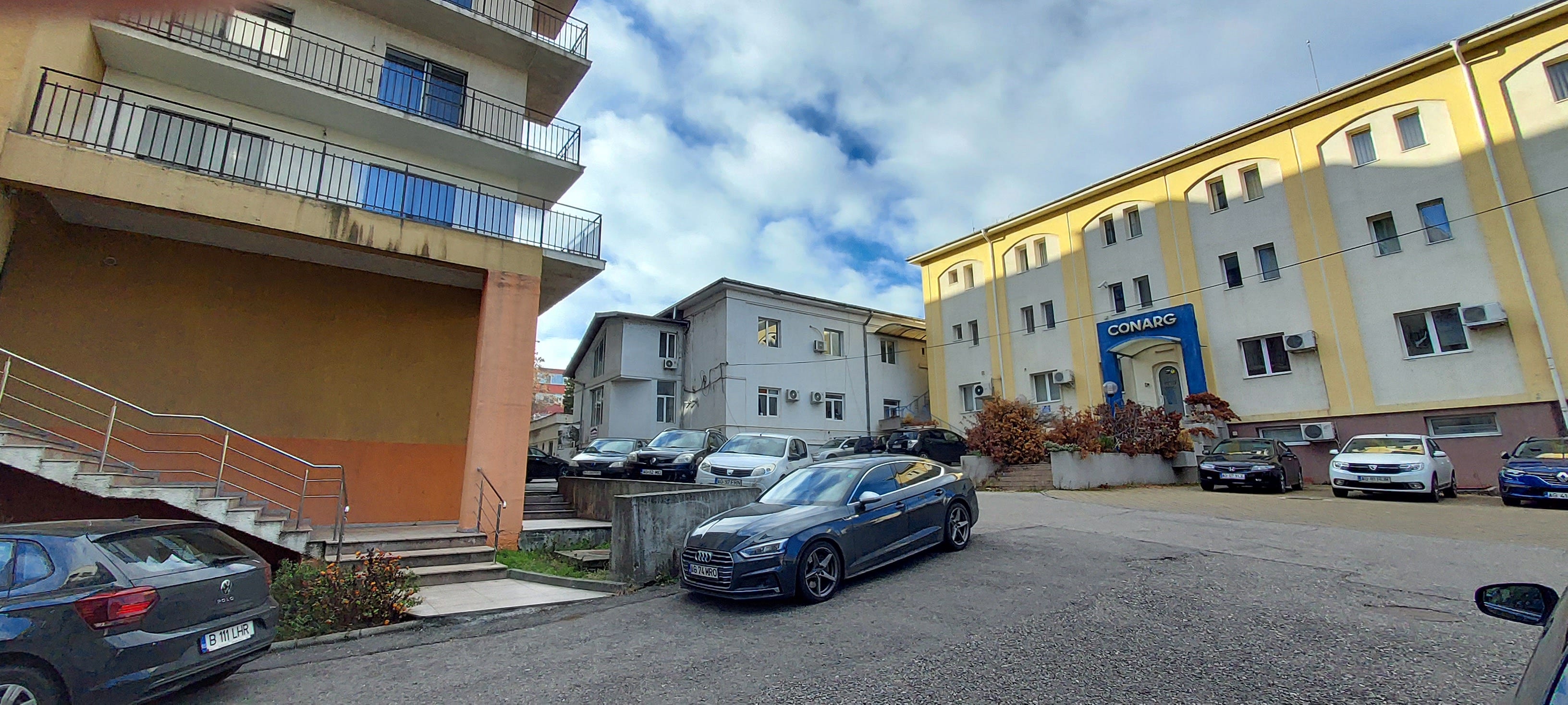 Un secol de re-educare - by Robert Negru - Răbdări prăjite