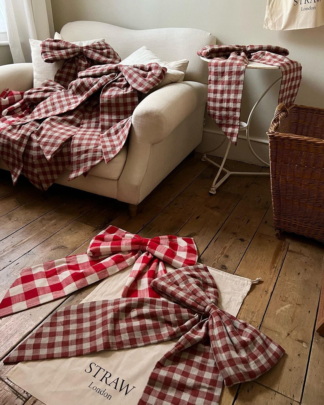 Christmas list ideas and the ultimate bow shopping edit