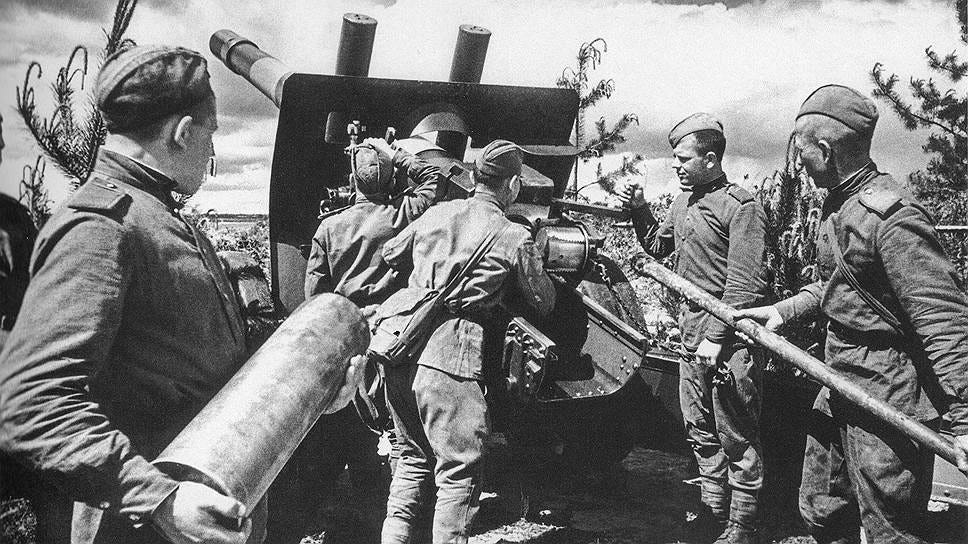 Tanks clash at Prokhorovka - by Martin Cherrett