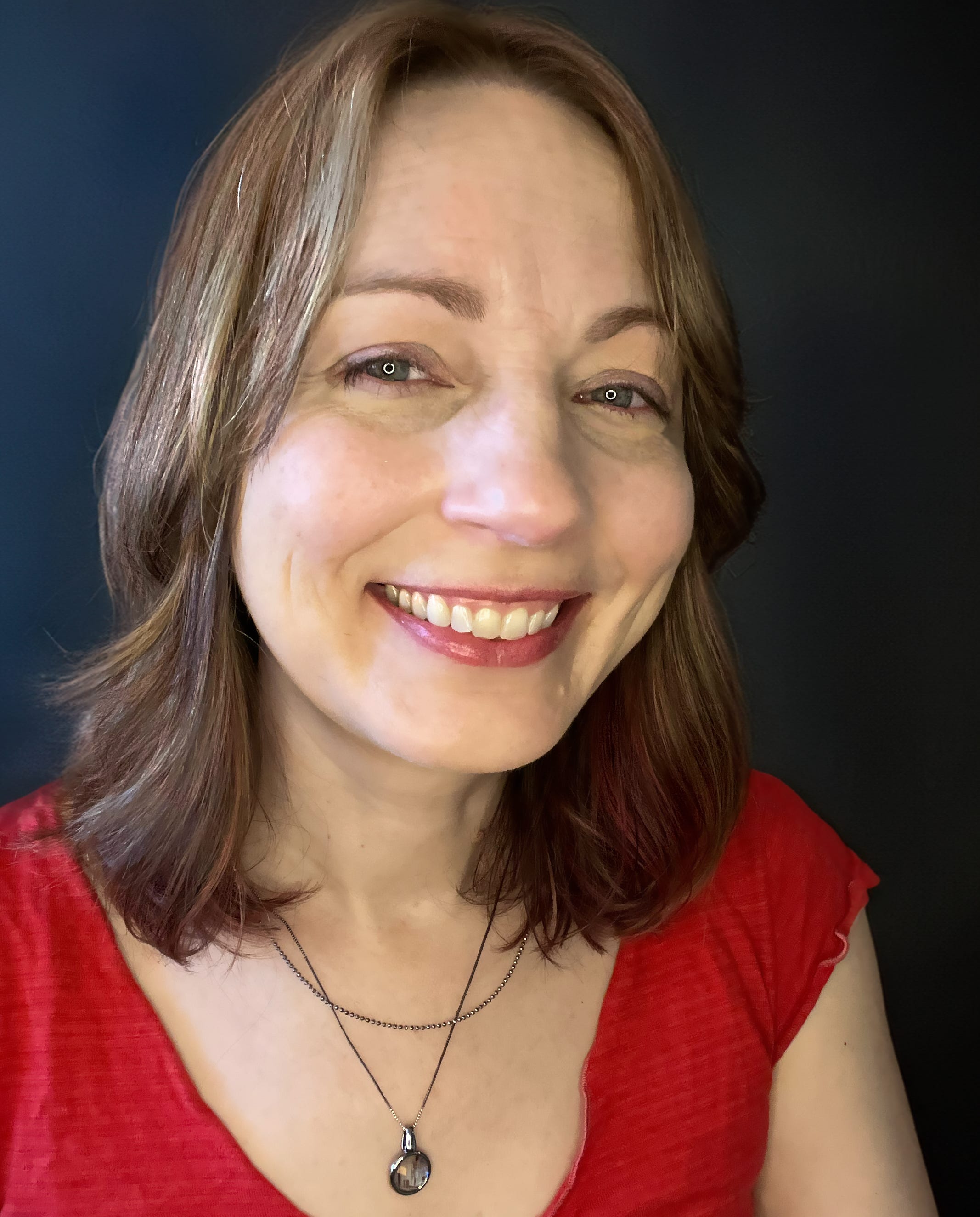 Lizz Bacon | Substack