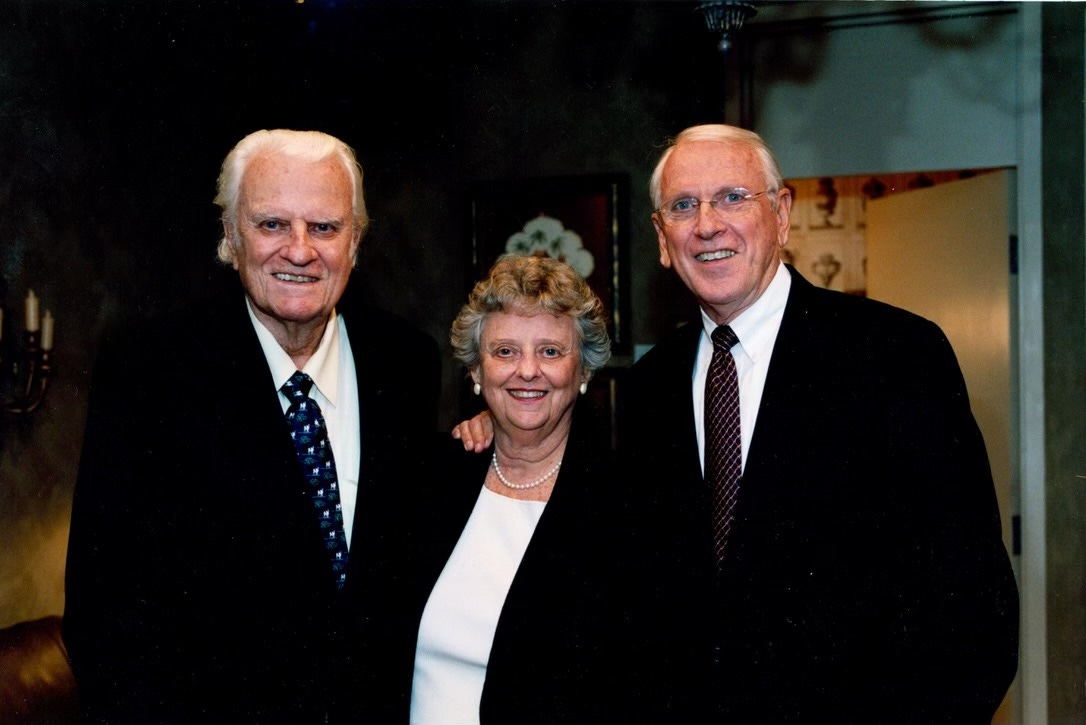Jean Ford, last surviving sibling of Billy Graham, dies at 91