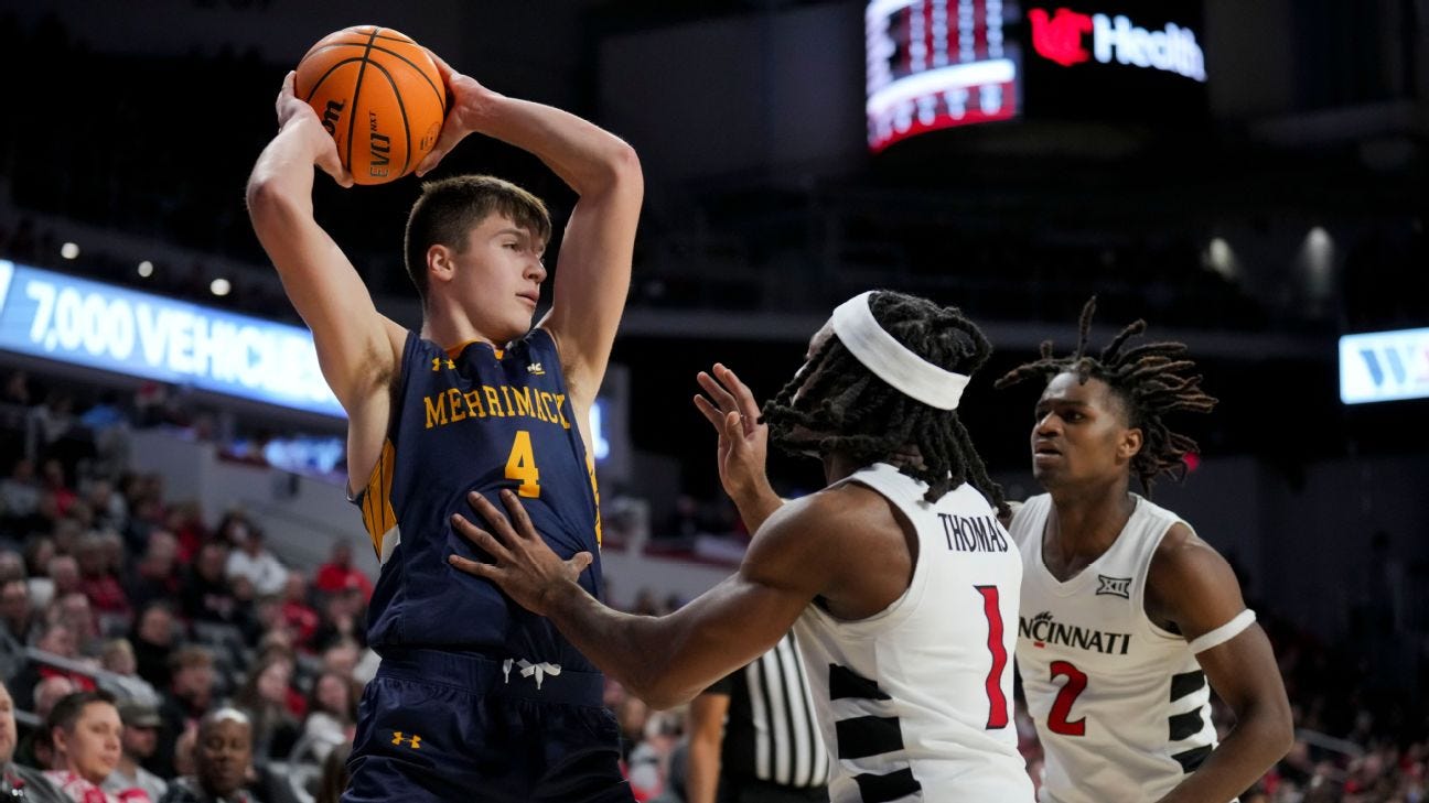 Derkack played with a fractured foot and torn ligaments, aiming for a ...