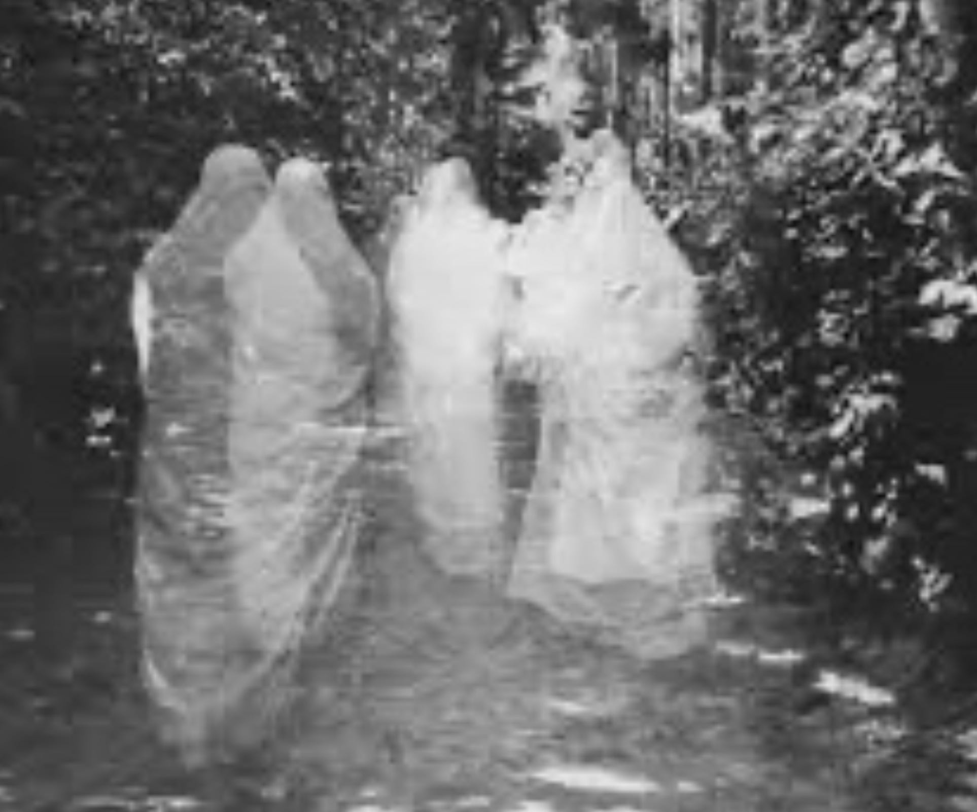 Discovering The Sidhe through Mounds or Water