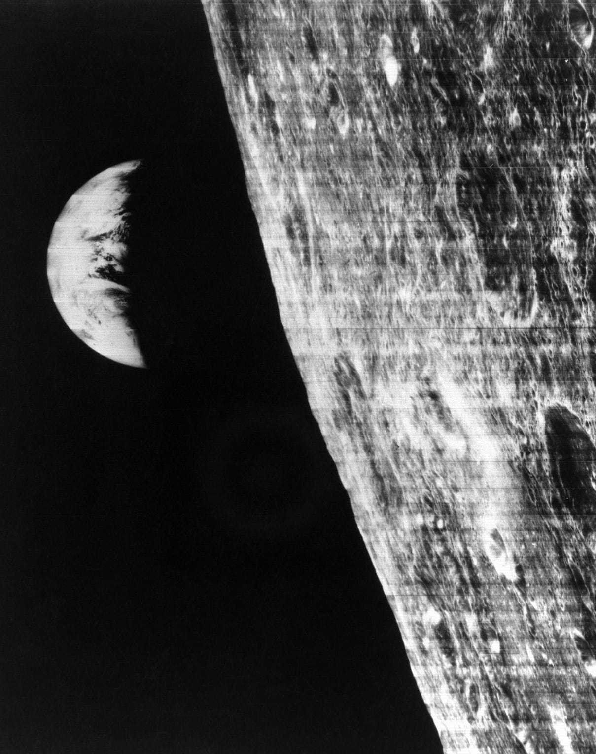 The Rise and Fall of Earthrise - Techgnosis