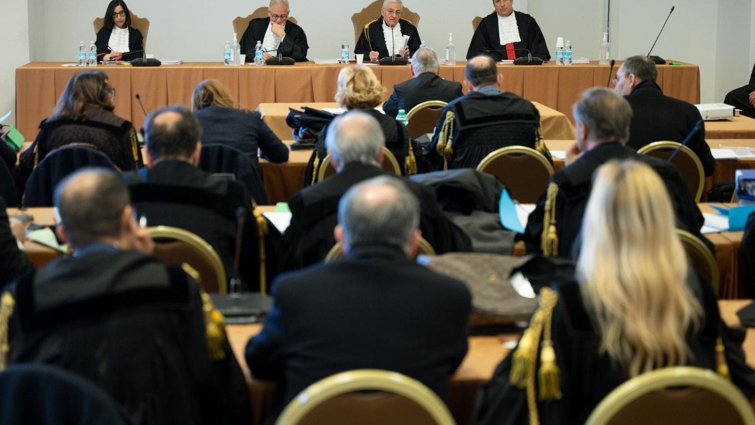 Prosecutors living in ‘parallel reality,’ Vatican court hears