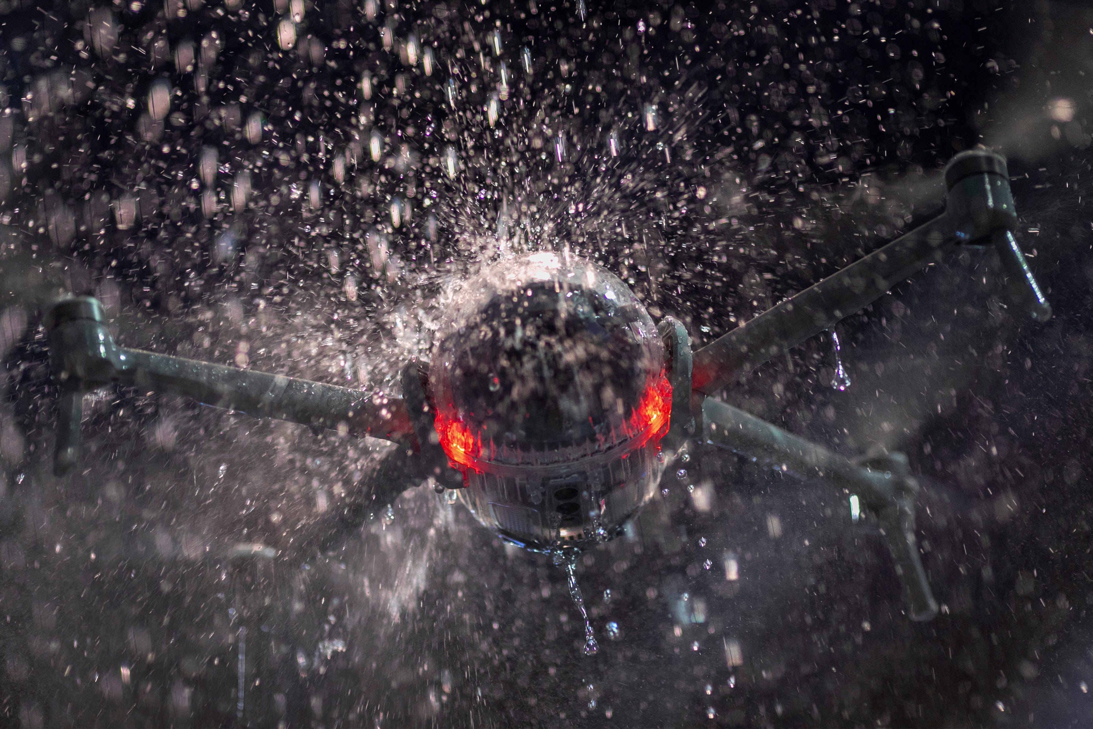 These Are the Two Reasons Why AI Scares Me