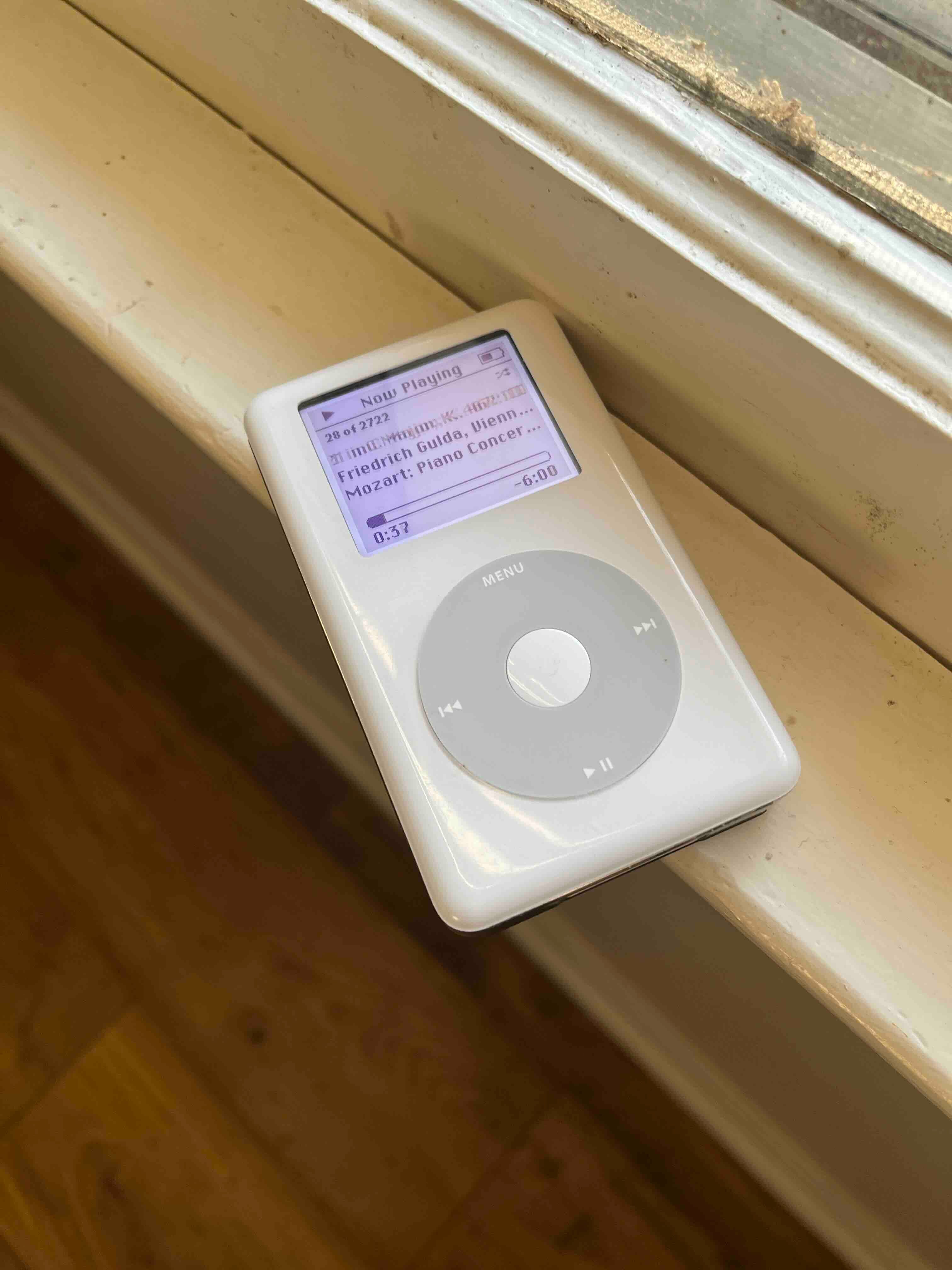 32GB of Music Is All You Really Need - Long Live the iPod