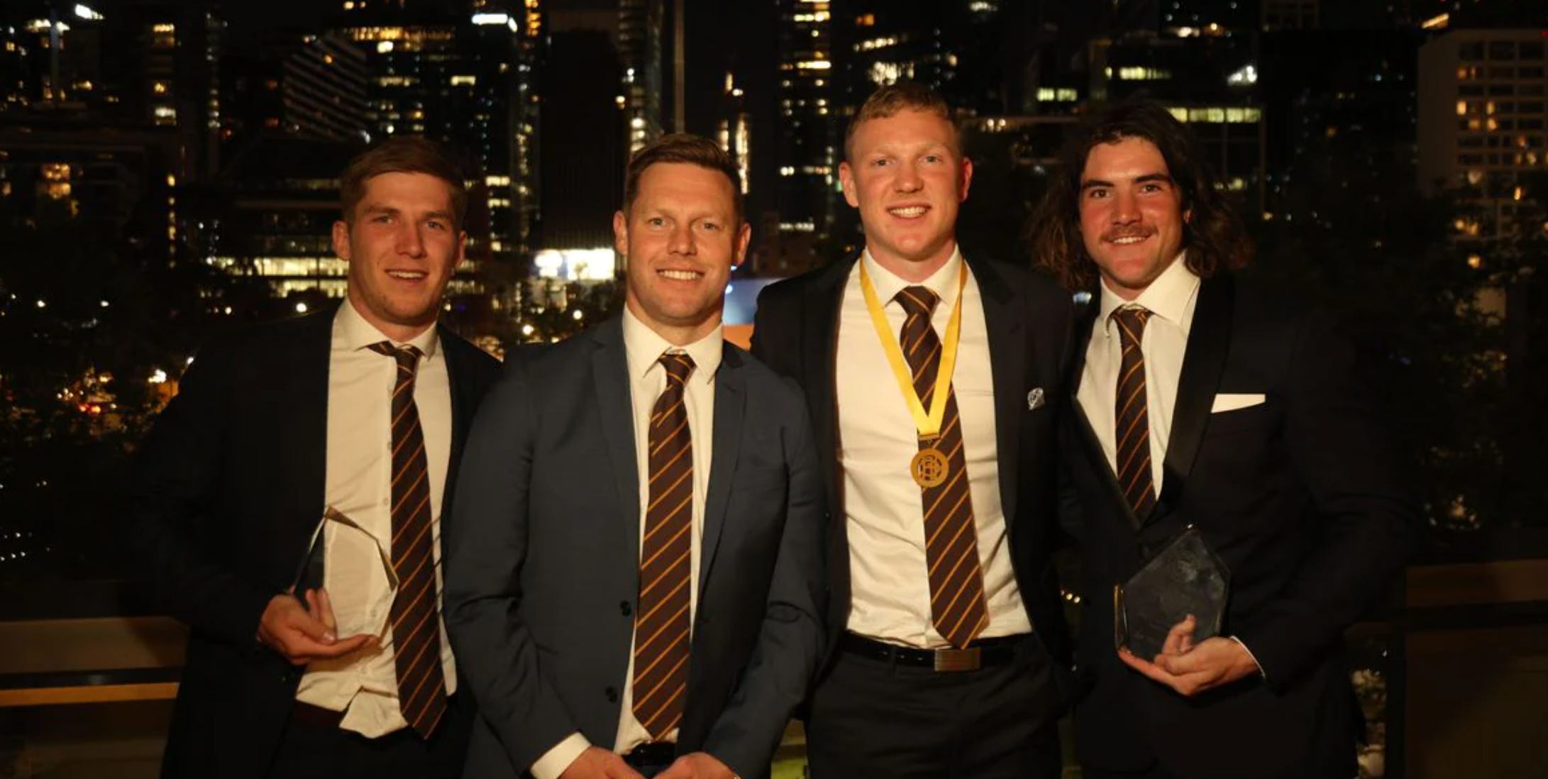 Preview '23: Peter Crimmins Medal - Hawks Insiders