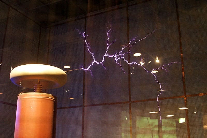 RV Lightning Safety - by Mike Sokol - RVelectricity