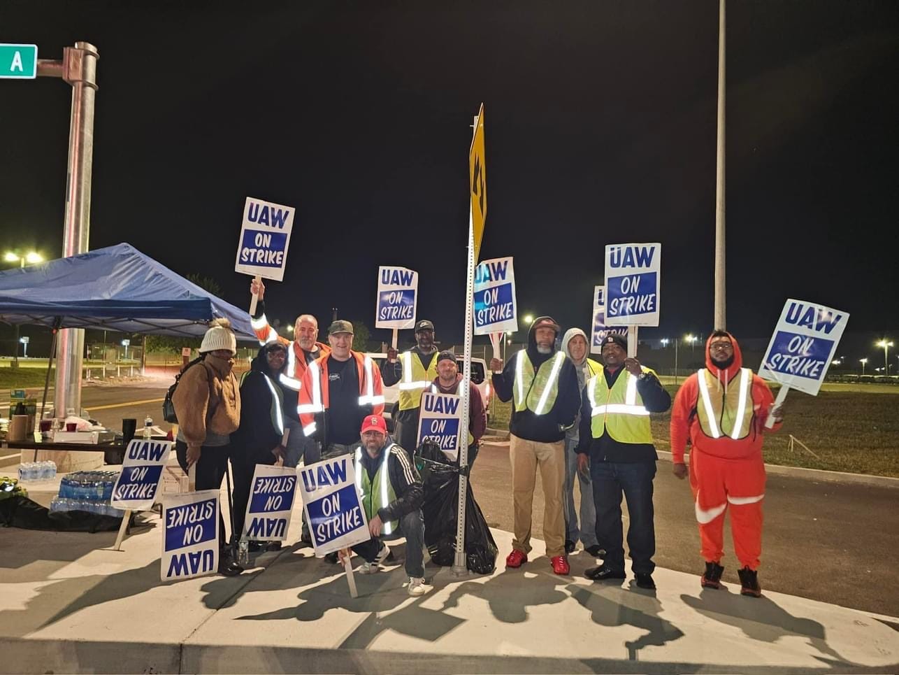 UAW Strike News Roundup: Day 4—"No resolution in sight."
