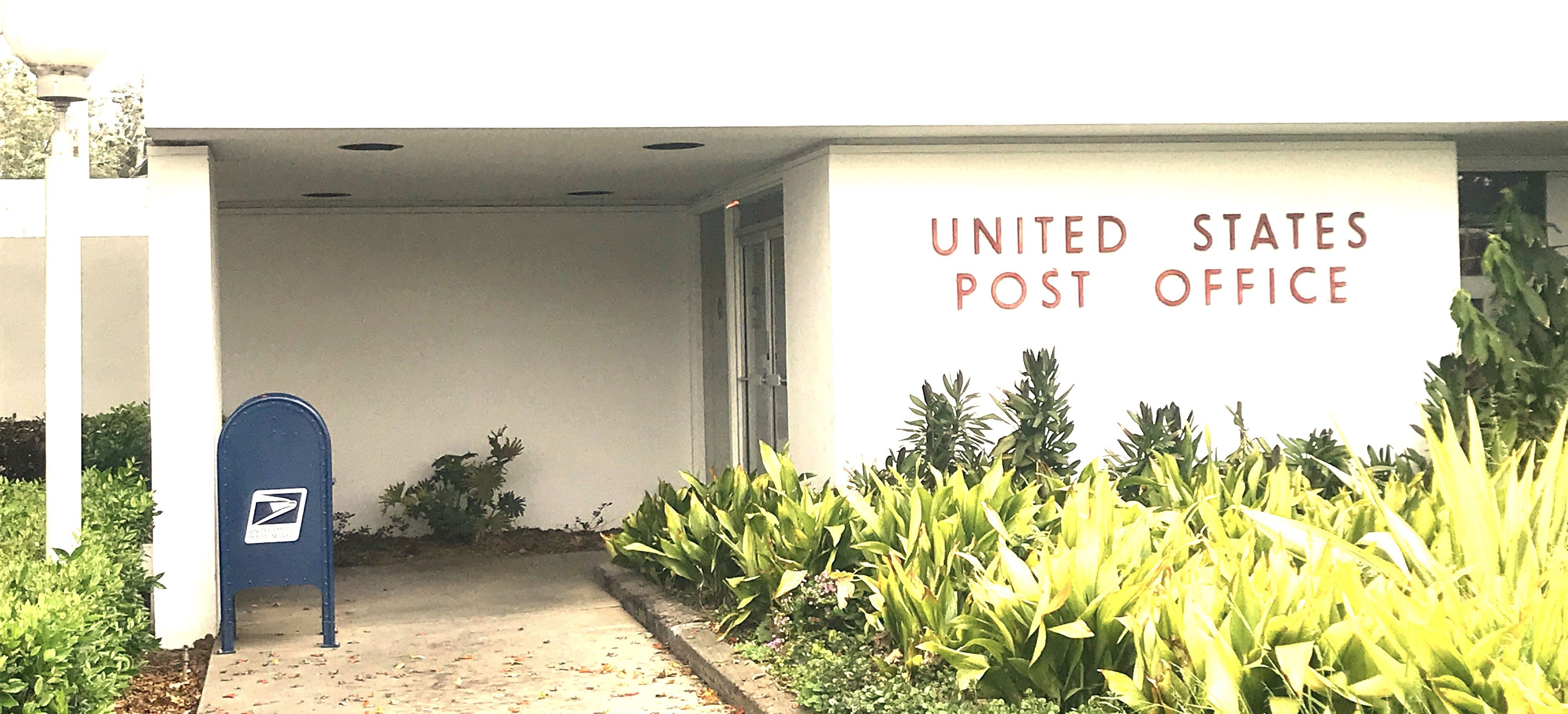 Ocean Park Post Office - by Mark Gorman - The Street Seen