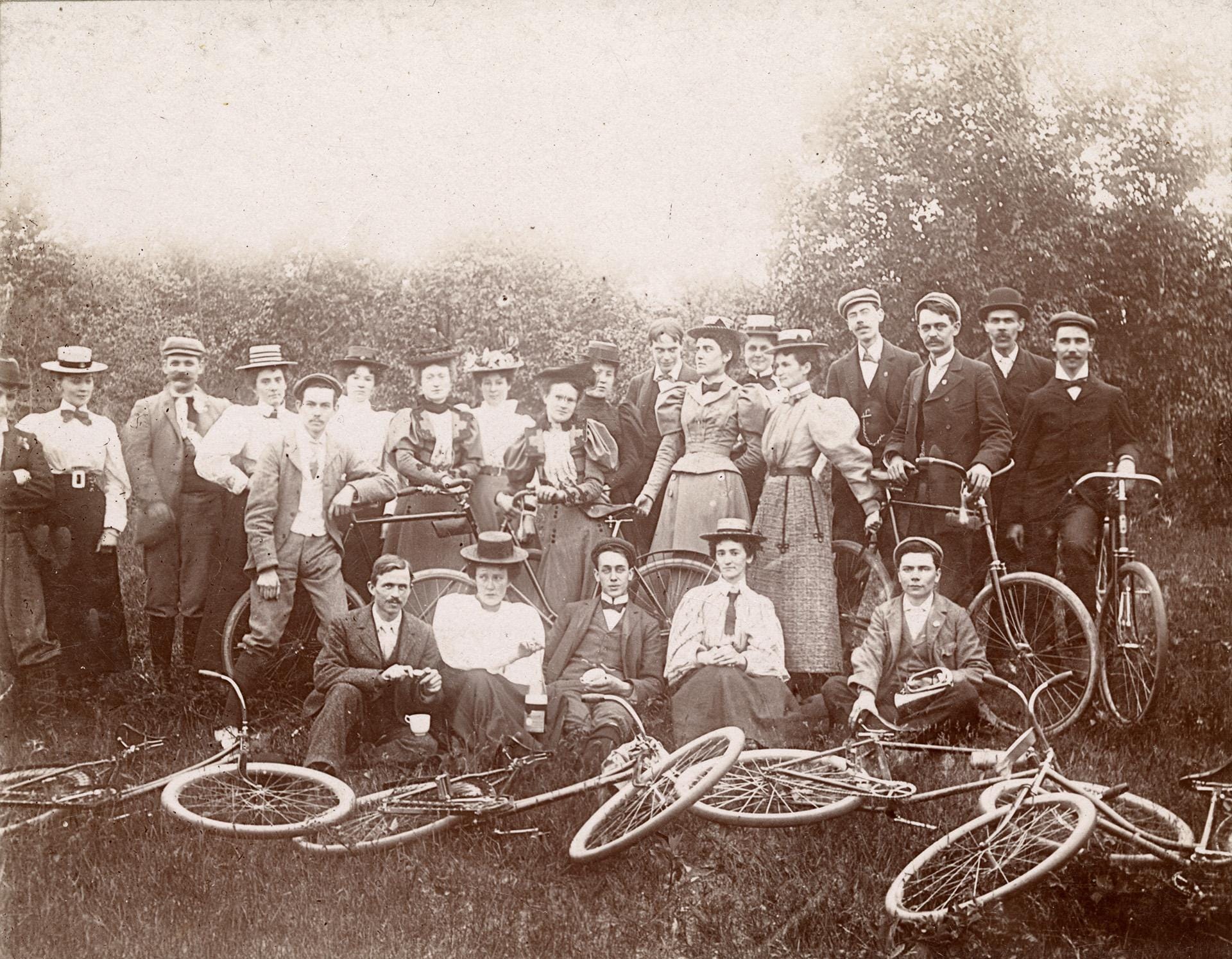 The Thrilling Spring Bicycles Arrived In Toronto