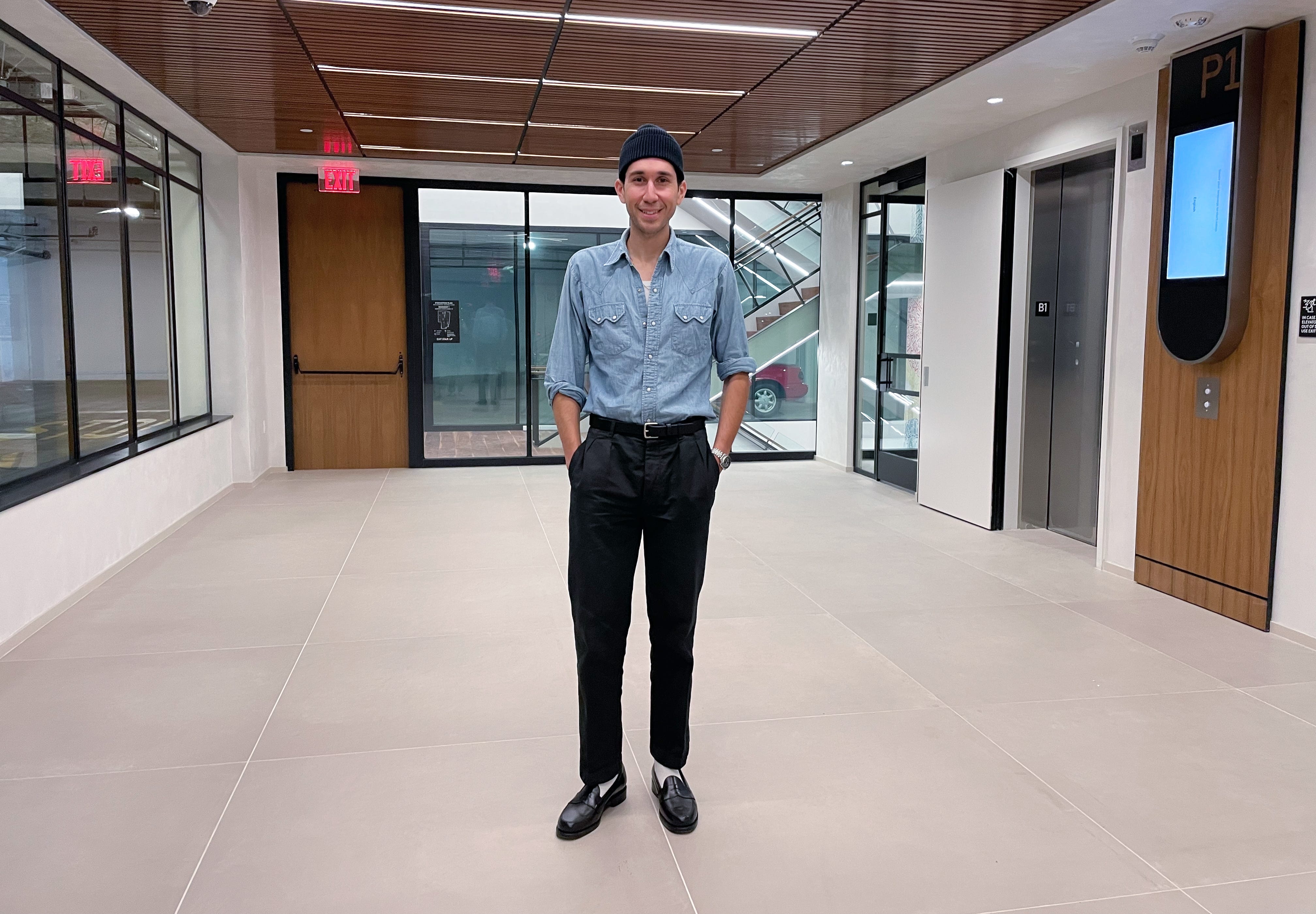 Presentable #28: Online Communities - by Victor Kernes