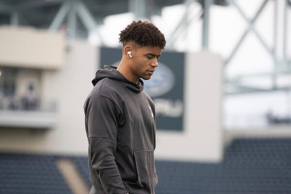 Report: Brandon Bye Suffers ACL injury - by Josh Nye