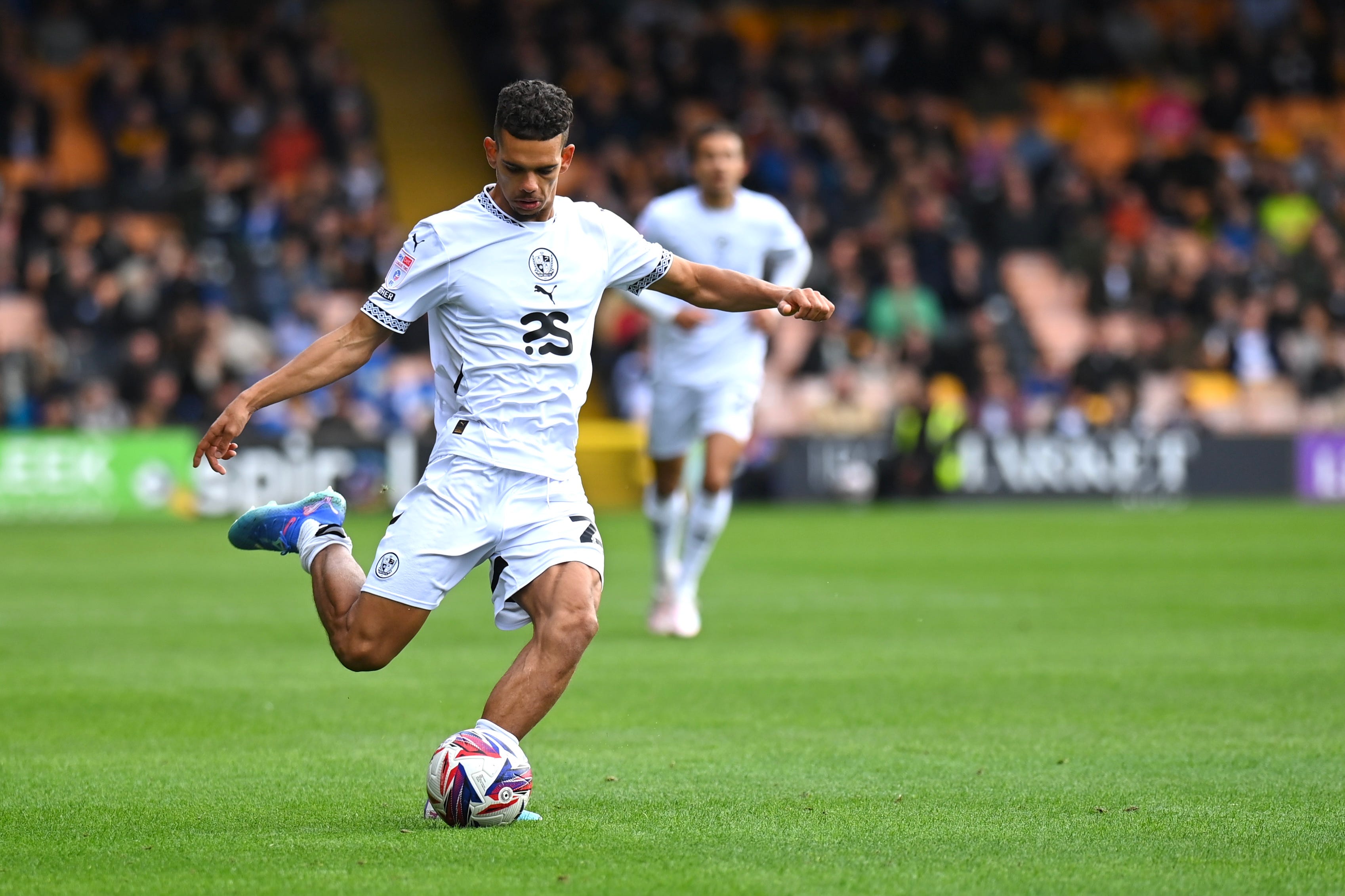 Vale on a roll - by Mike Baggaley - Valiant's Substack