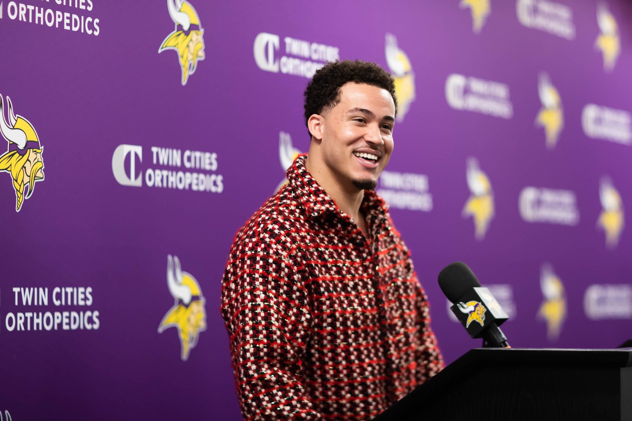 Never meet your heroes? Byron Murphy Jr. would disagree