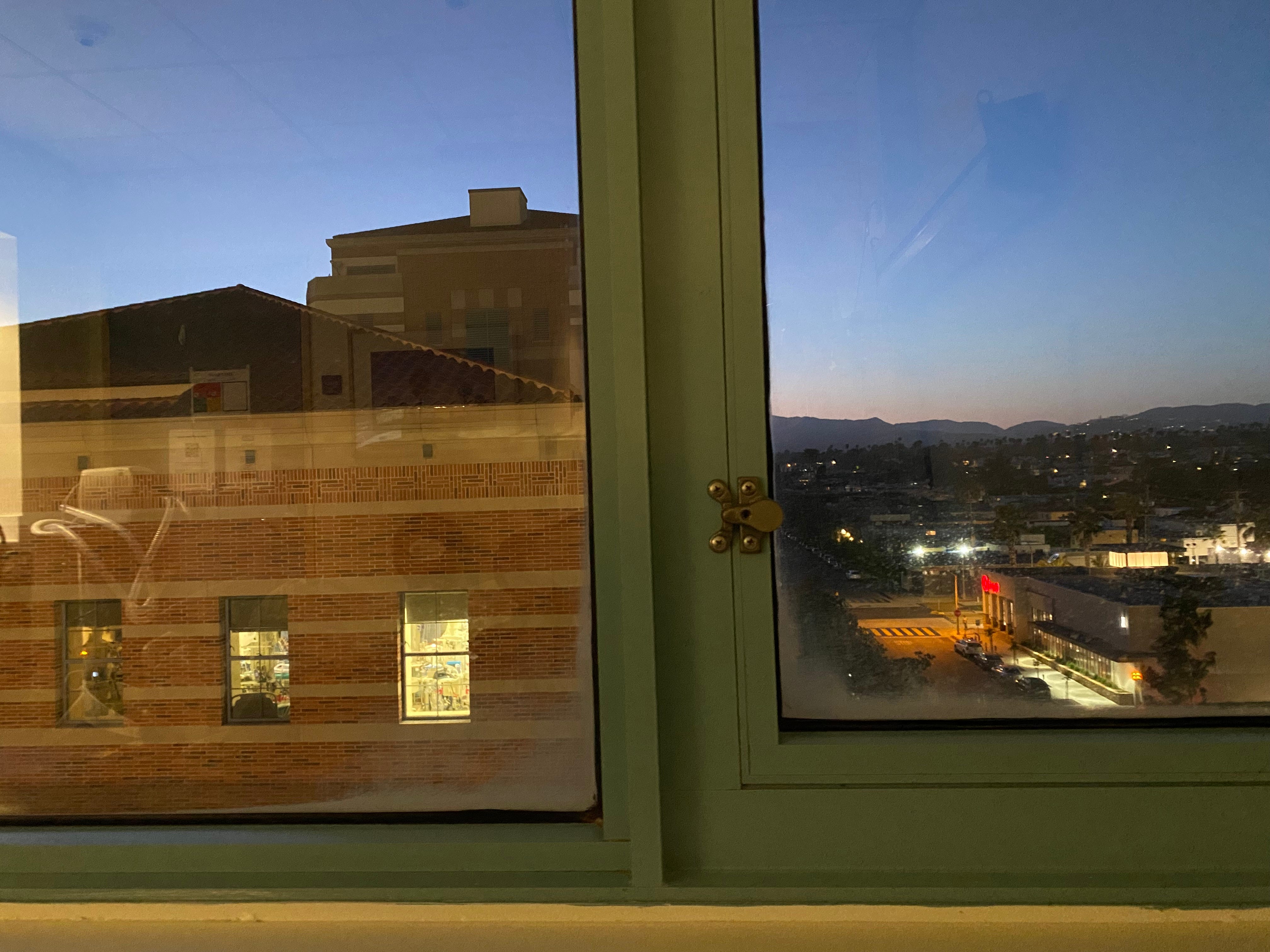 Elizabeth Aquino | Substack